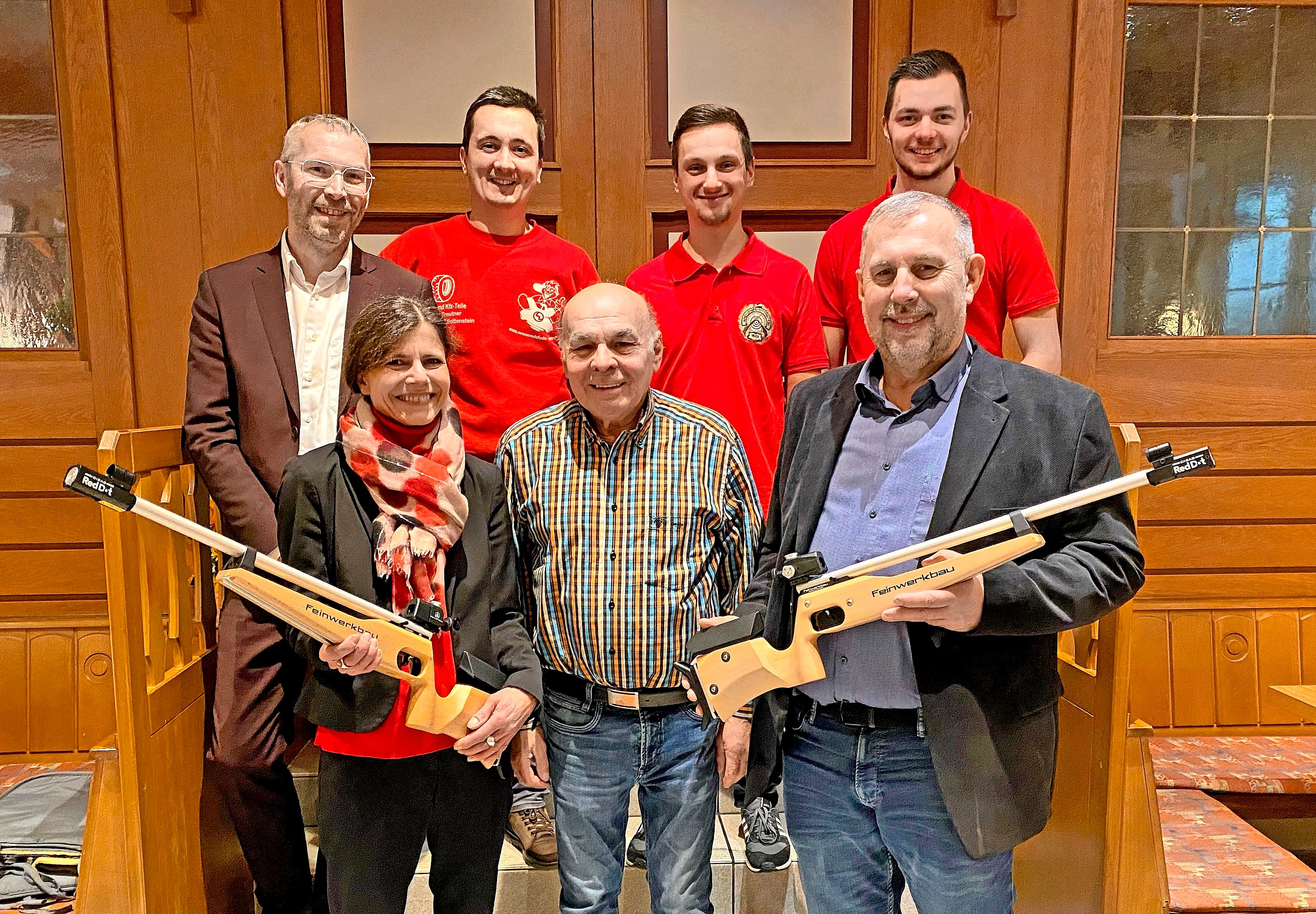 Pottensteiner Schützen freuen sich über zwei Lichtgewehrstände für die ...