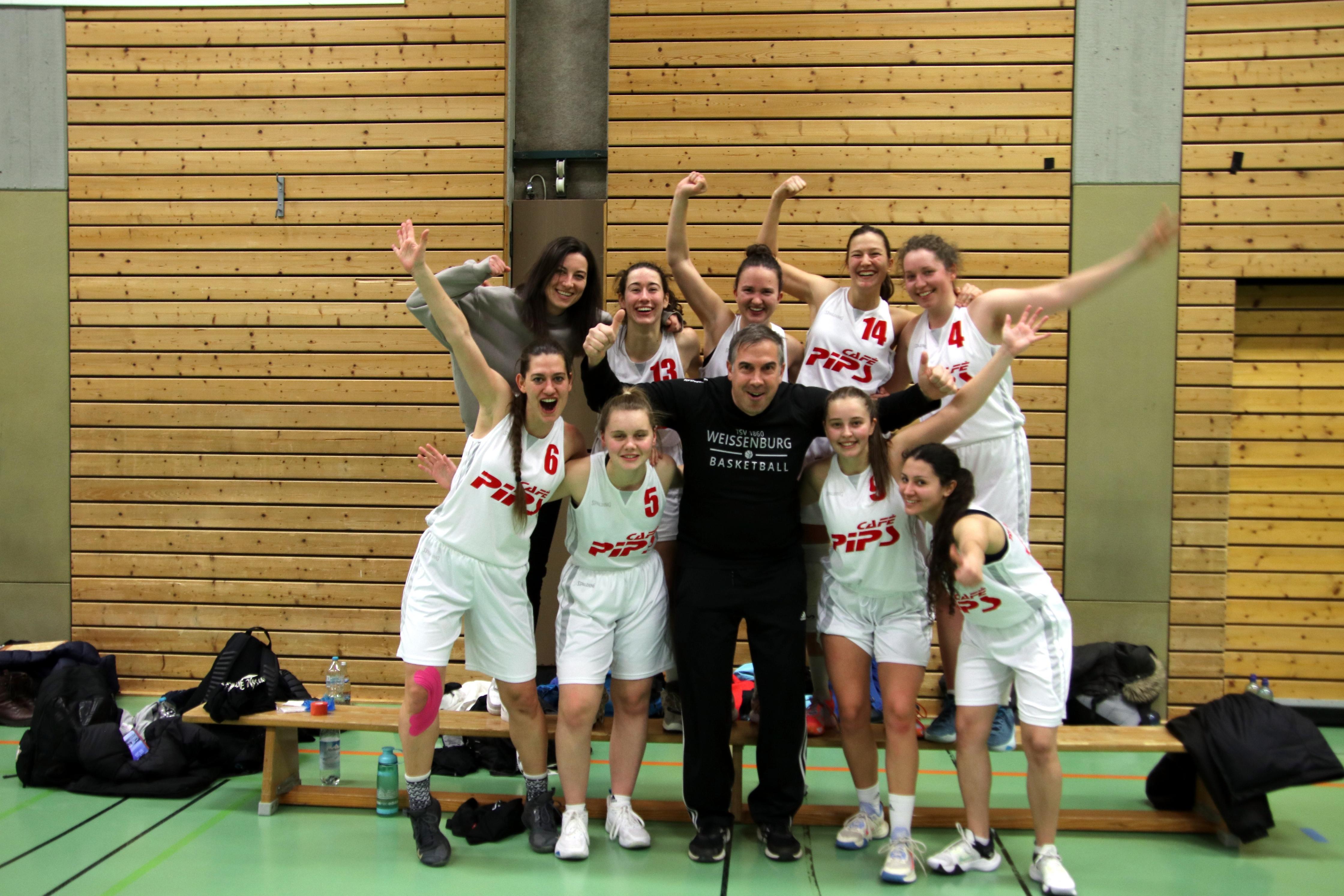 Die Weißenburger Korbjägerinnen haben im elften Anlauf den ersten Sieg ...