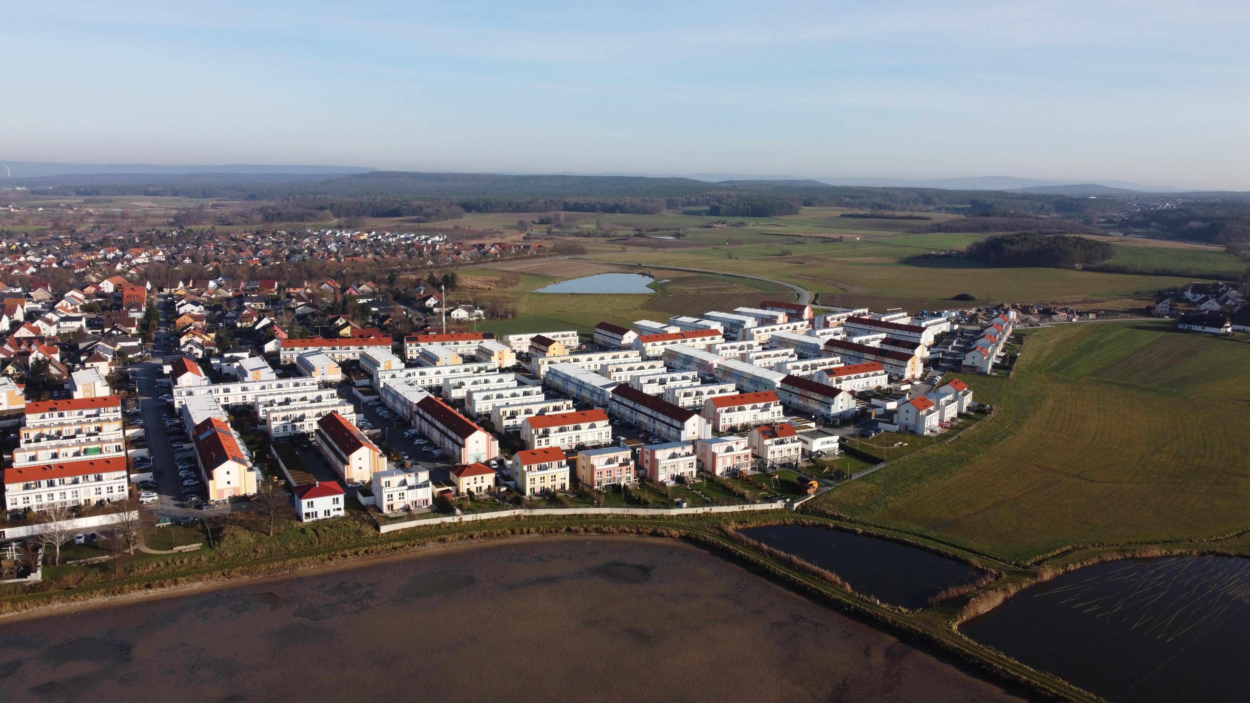 In SeeSide in Adelsdorf wohnen 2000 Menschen auf 18 Hektar - dafür ist ...