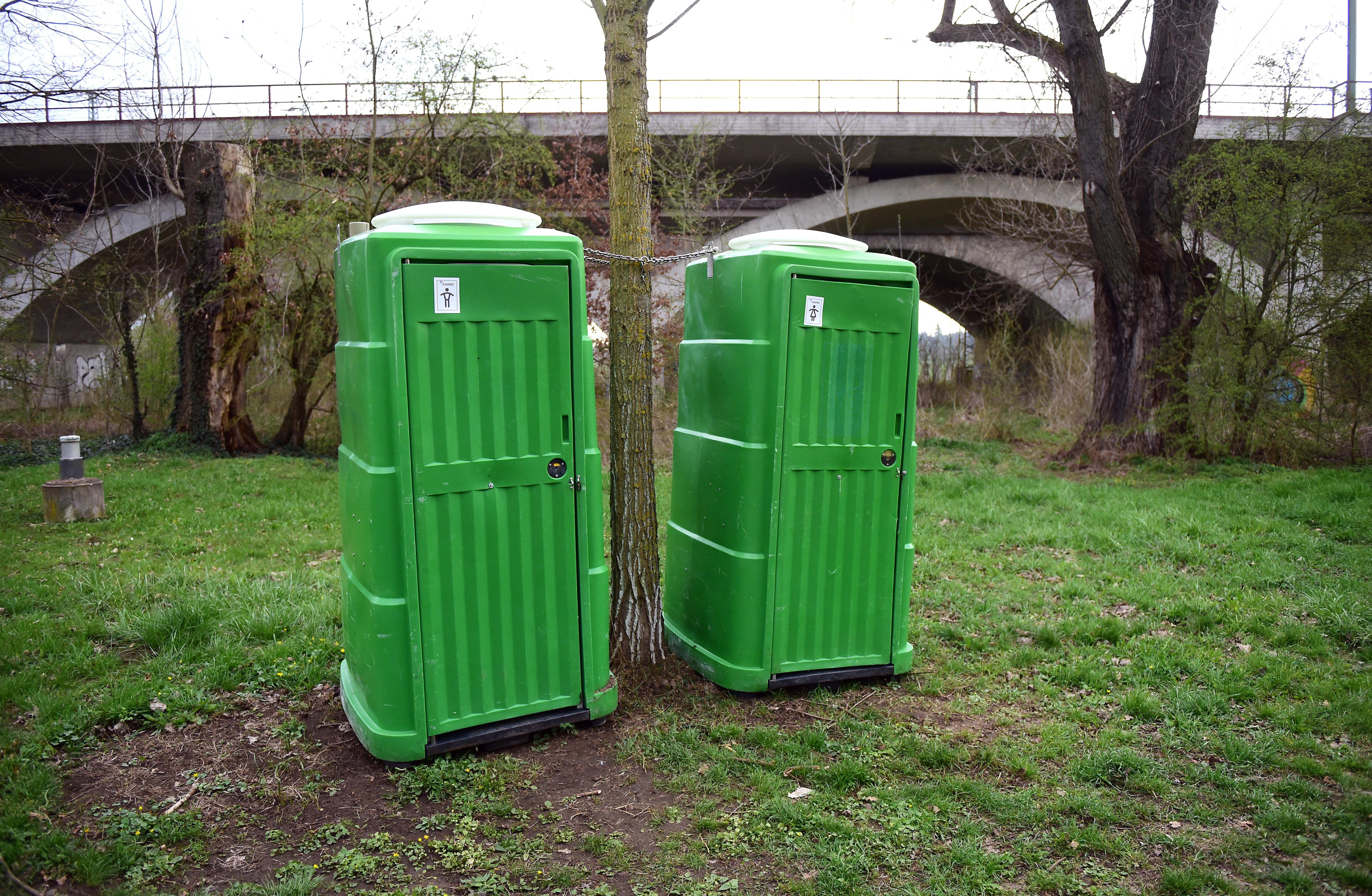 WC-Häuschen oder Dixi-Klo: Was steht künftig am Fürther Grillplatz?