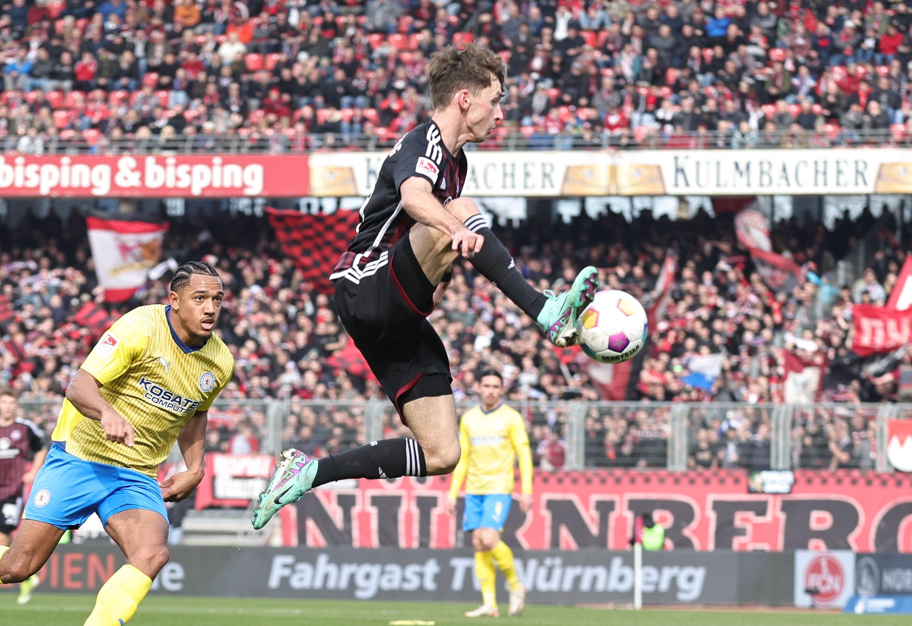 Wie Benjamin Goller beim 1. FC Nürnberg den Zorn der Fans erlebt