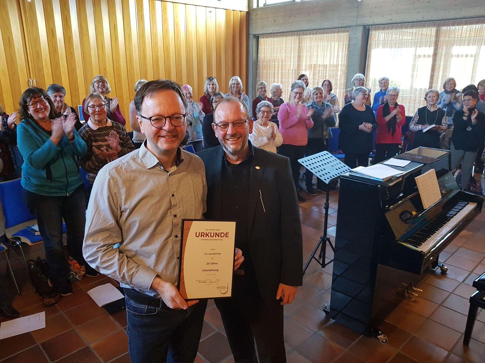 HerzoChor: Herzlicher Dank an Gerald Fink für ein besonderes Dienstjubiläum
