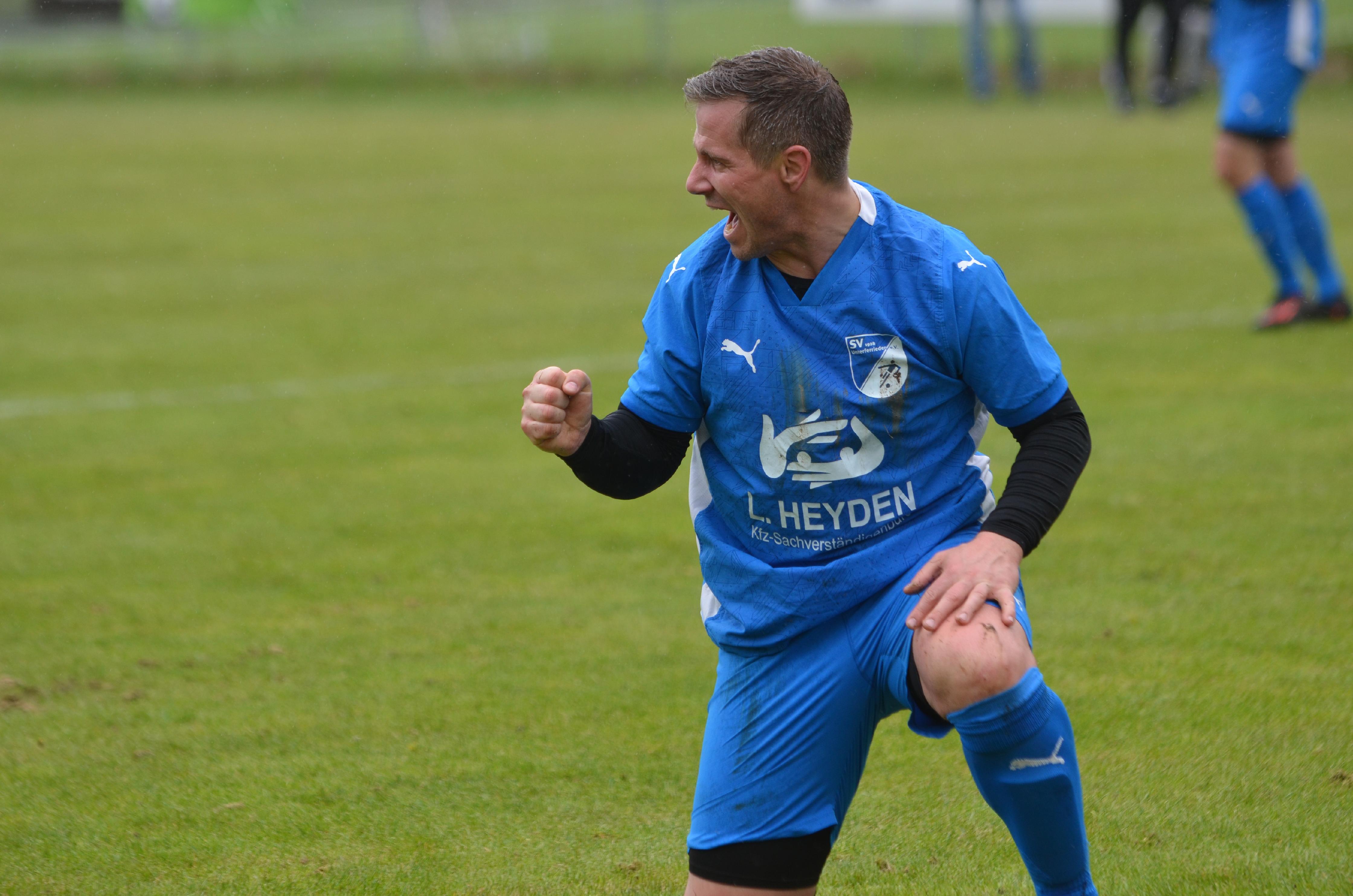 Stefan Müller führt Unterferrieden mit Doppelpack zum Sieg, Altenfurt ...