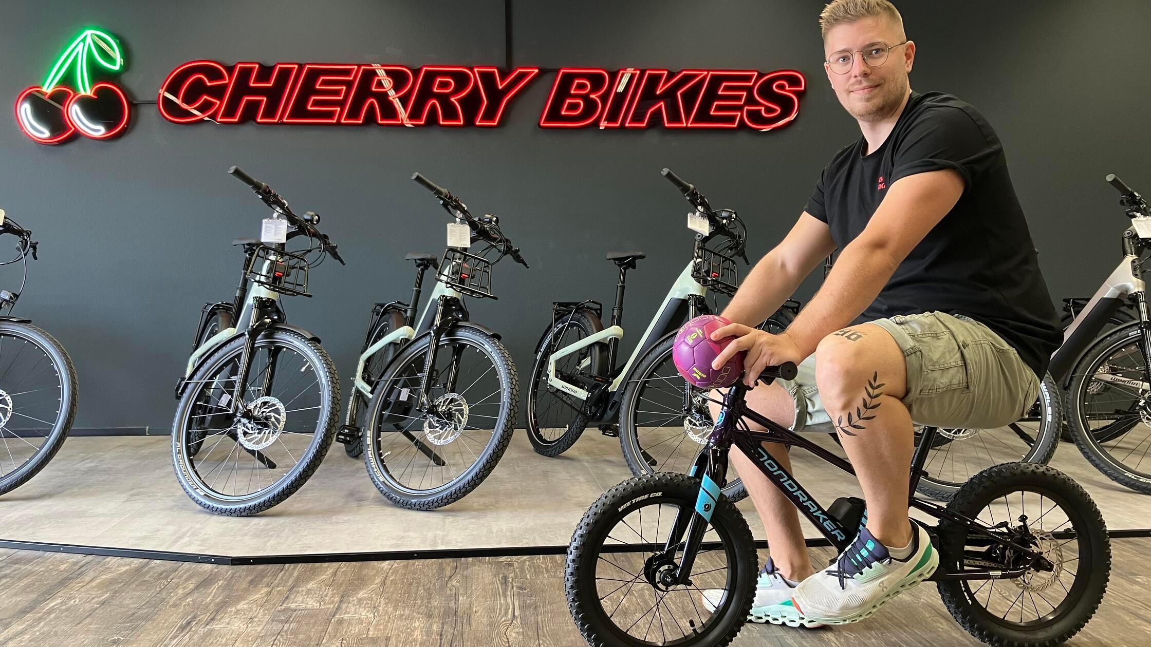 Fahrrad: Mit Cherry Bikes und Heilmann gibt es jetzt zwei Läden in Hausen