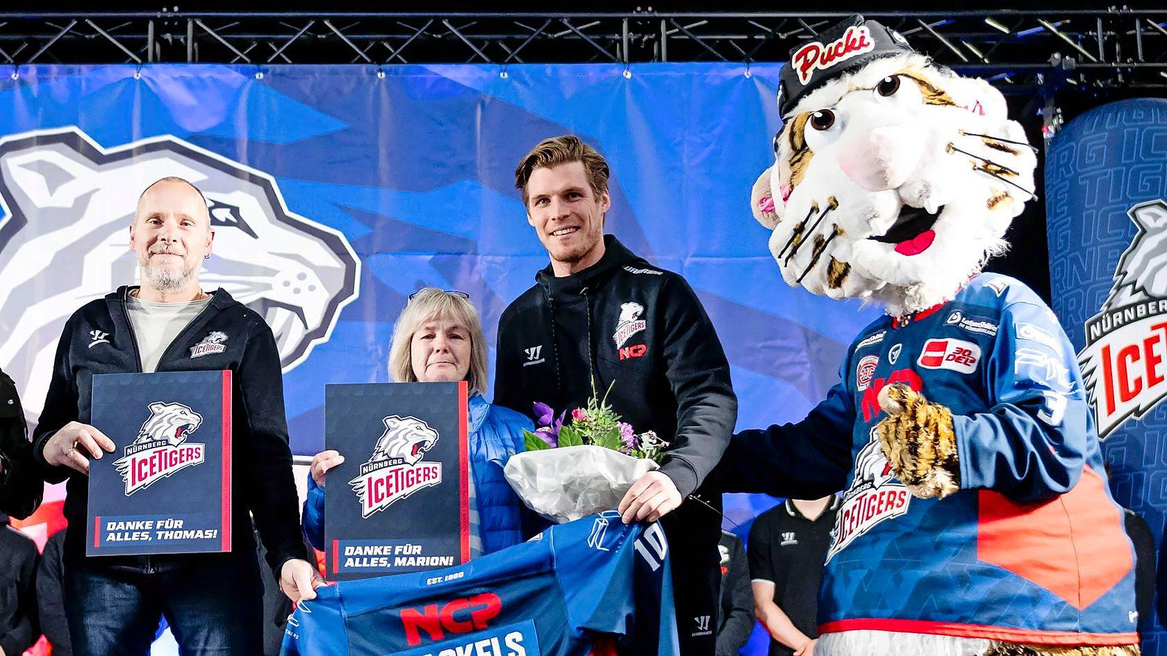 Thomas und Marion Hackel werden die Nürnberg Ice Tigers mehr vermissen ...