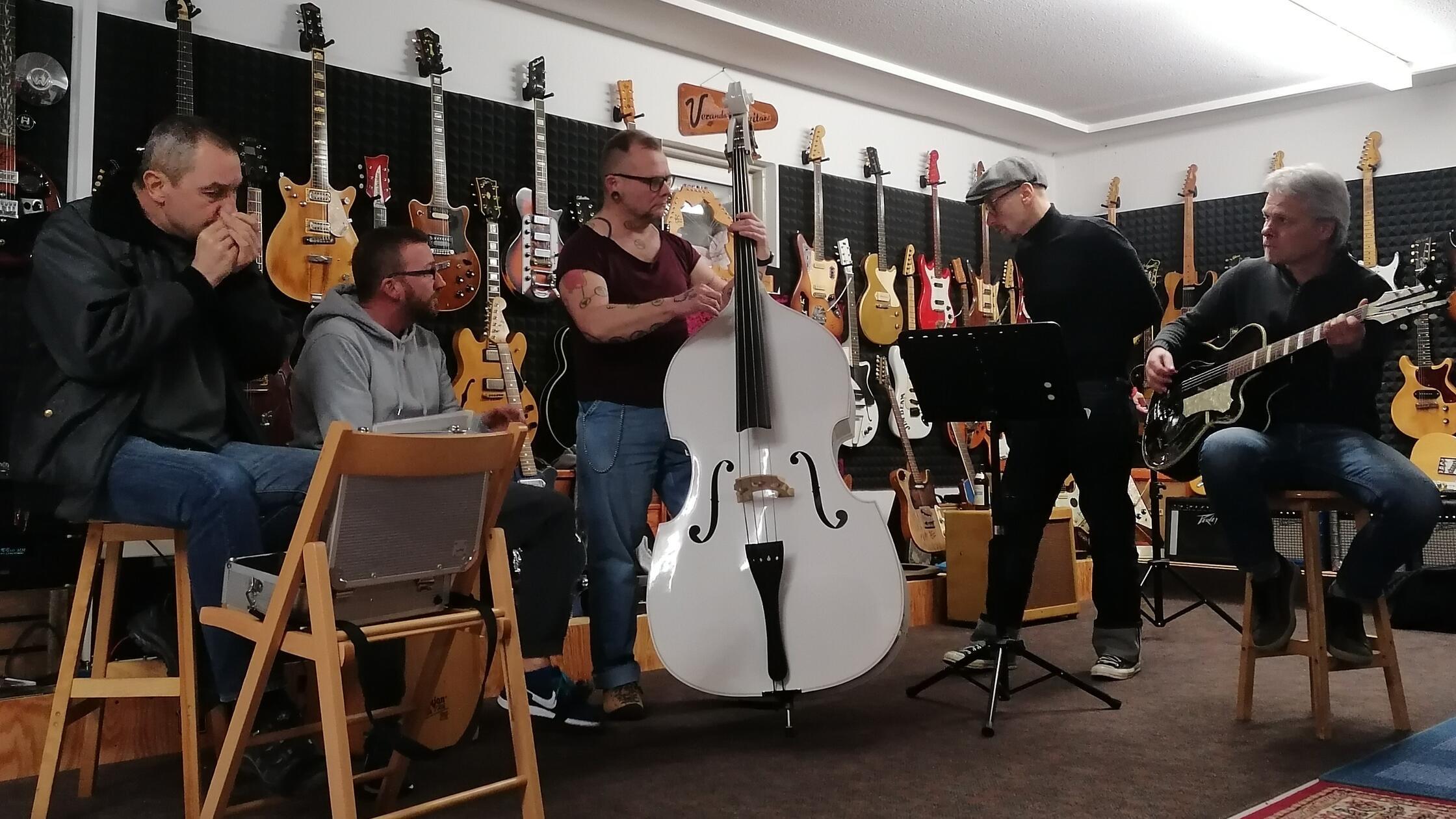 Art-Night mit „Fastfoodporn“: In Gunzenhausen stellt Jörg Dommel seine ...