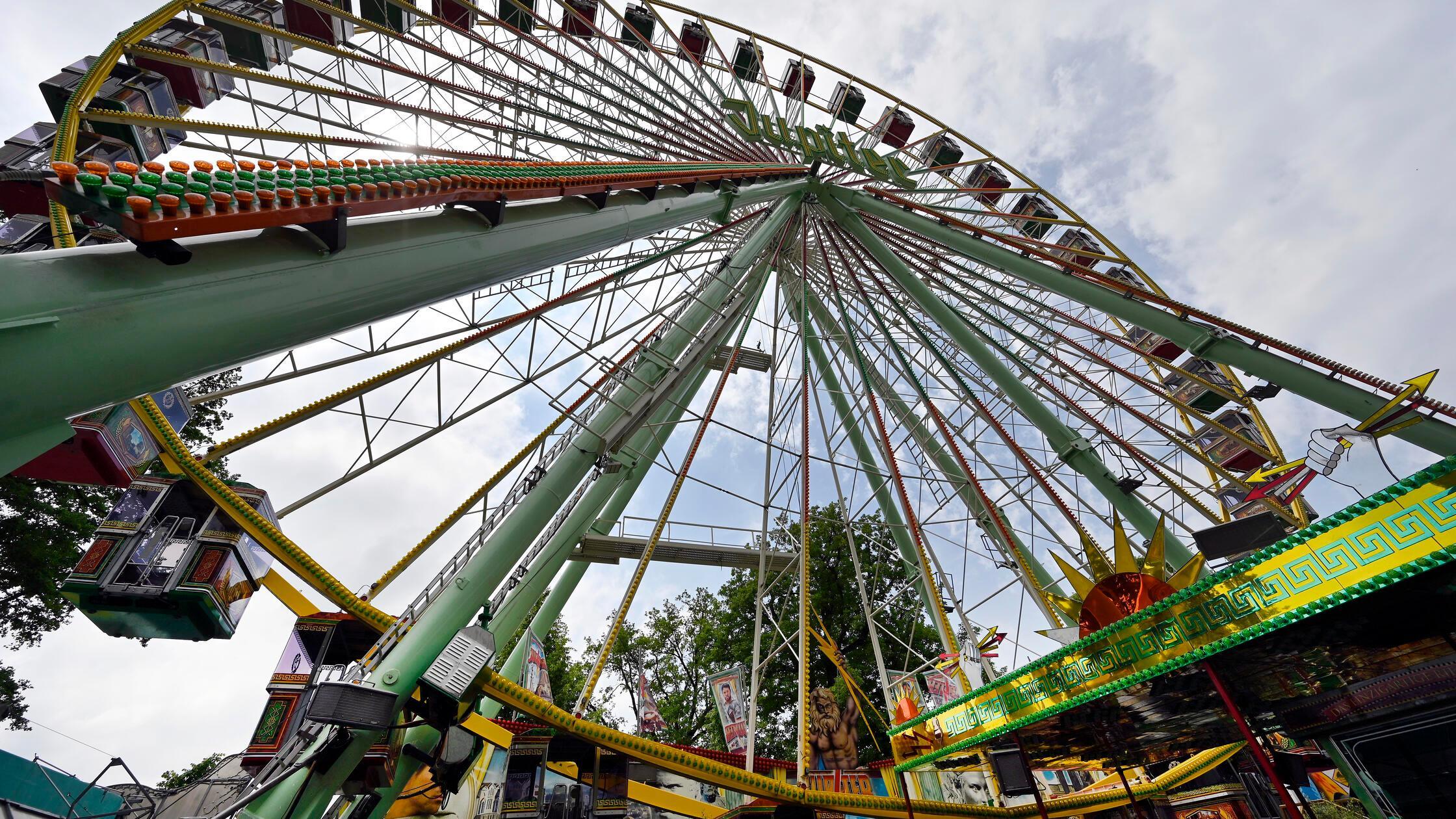 Zwischenbilanz der Polizei: So lief der Freitagabend auf der Erlanger ...