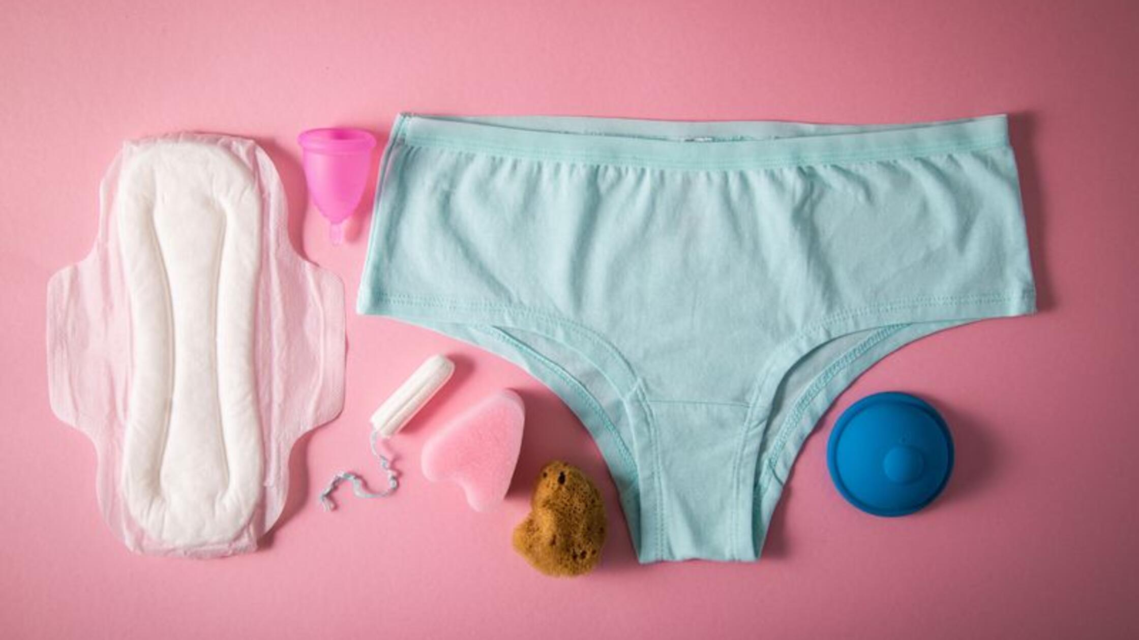 Nachhaltige Periodenprodukte: Tasse, Schwamm, Slip - was passt für wen?