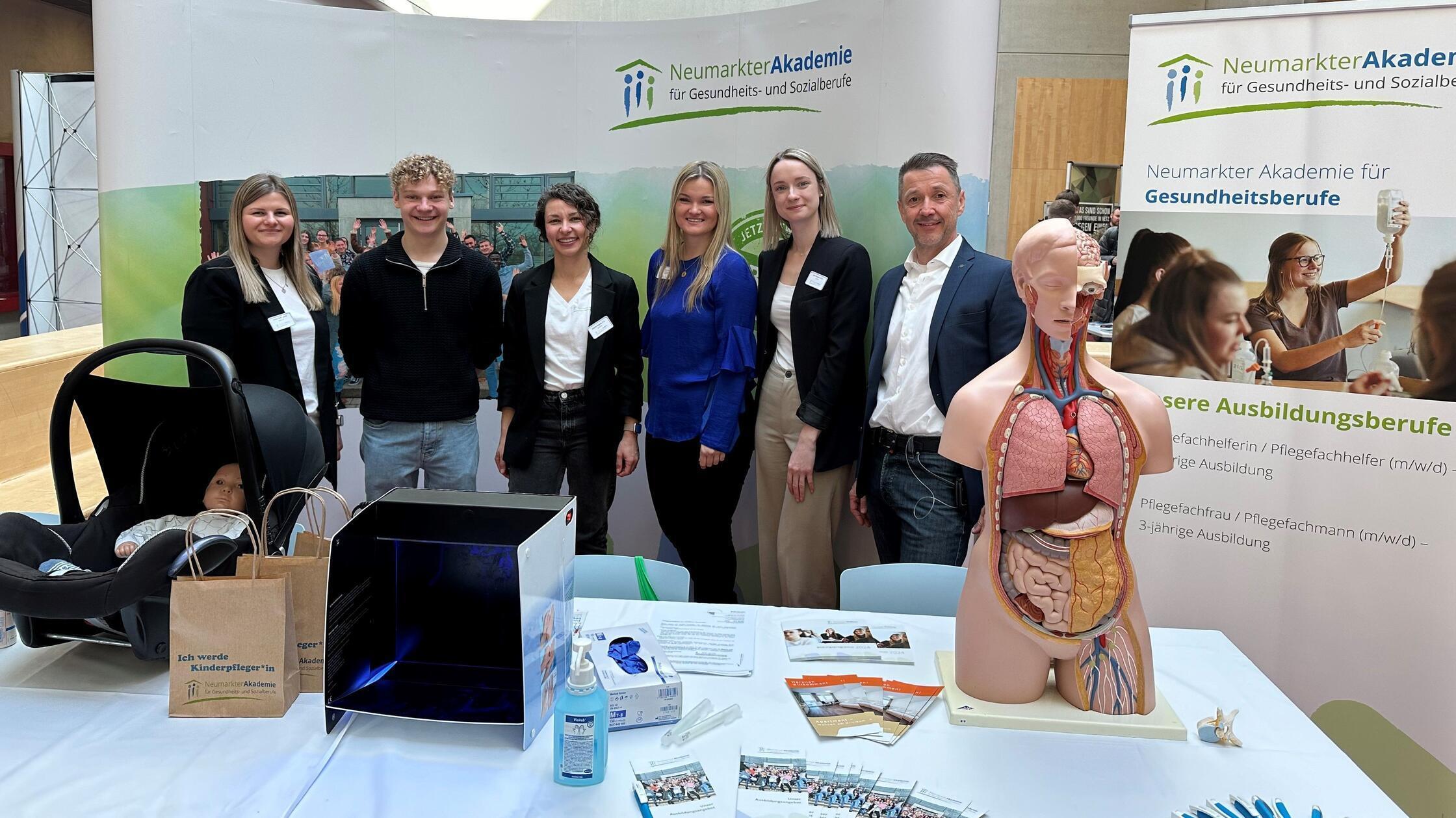 Akademie für Gesundheitsberufe: Beste Berufsaussichten in und um Neumarkt