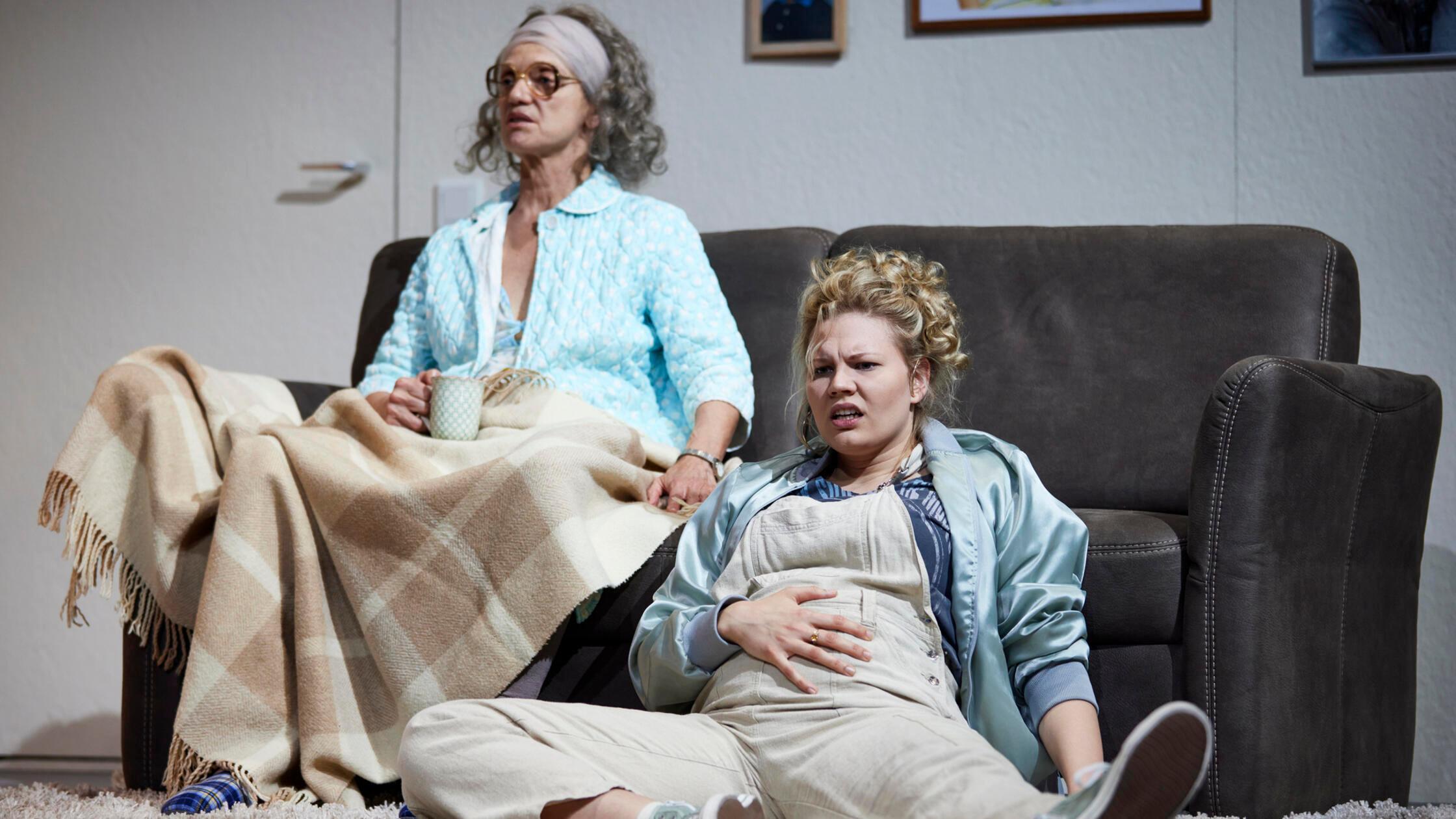 Wenn Schwangere singen: Am Nürnberger Staatstheater wird „Maria“ zum ...