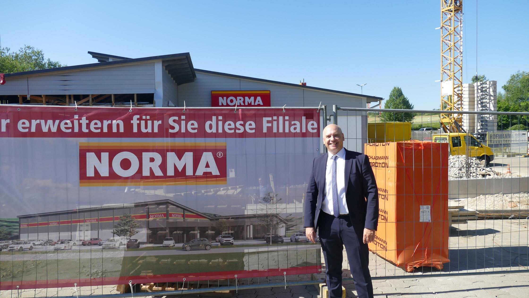 Der Norma-Einkaufsmarkt in Pottenstein wird in den Sommerferien 2024 ...
