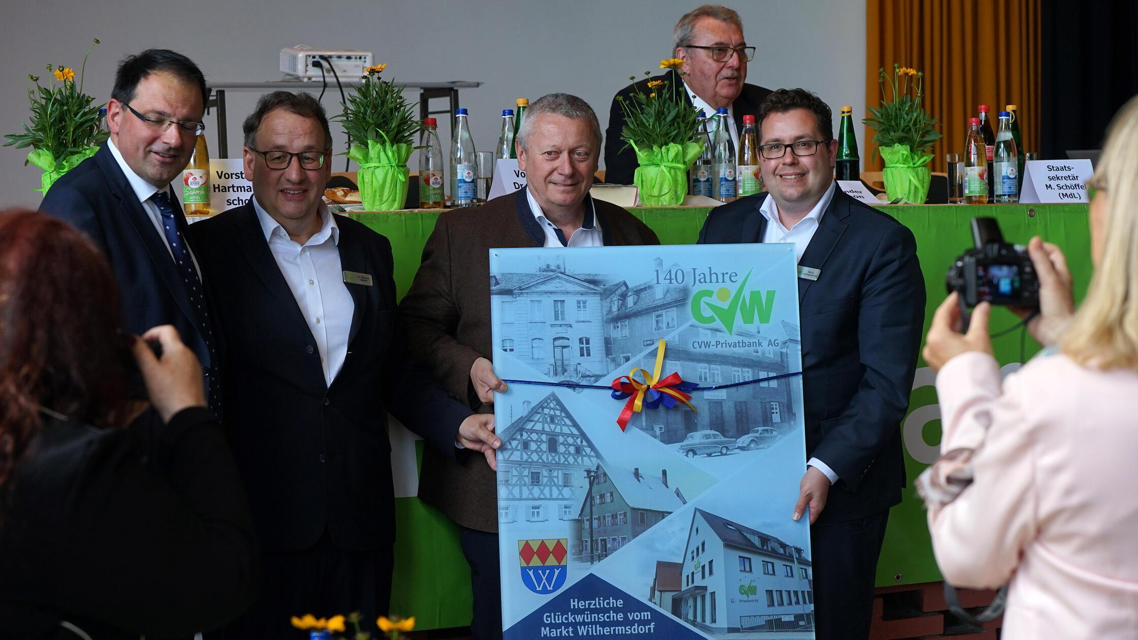 Klein und doch ganz groß: Auch mit 140 Jahren steht die CVW Privatbank ...