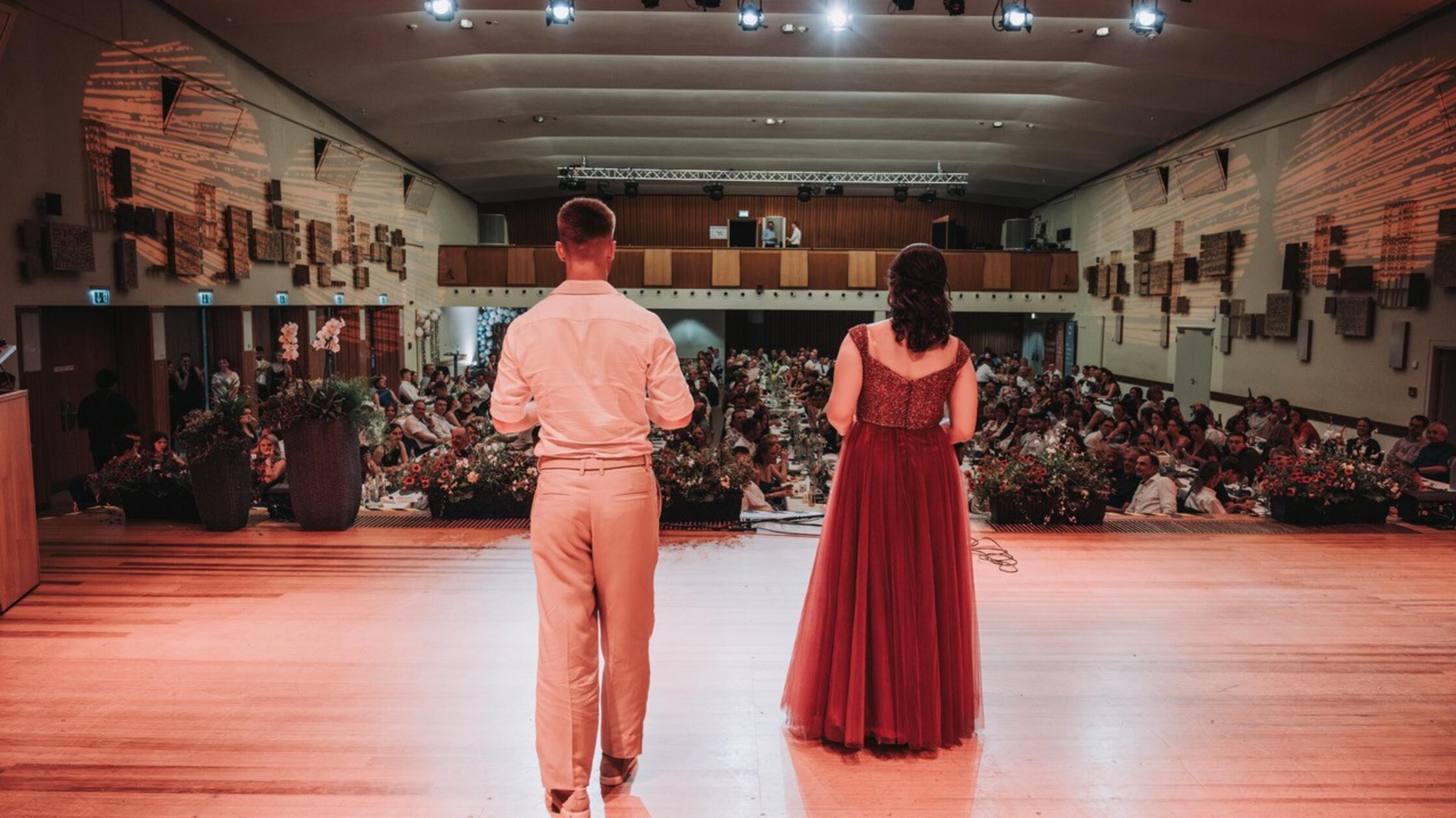 Abifeier am WEG Schwabach: „Jetzt ist genug Zeit für reifliche ...