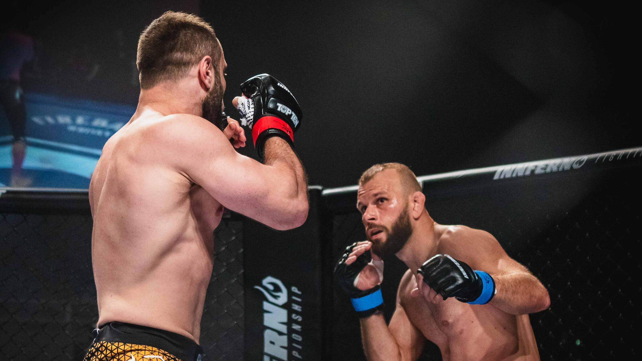 Der ehemalige UFC-Kämpfer Jessin Ayari ist zurück im MMA-Käfig