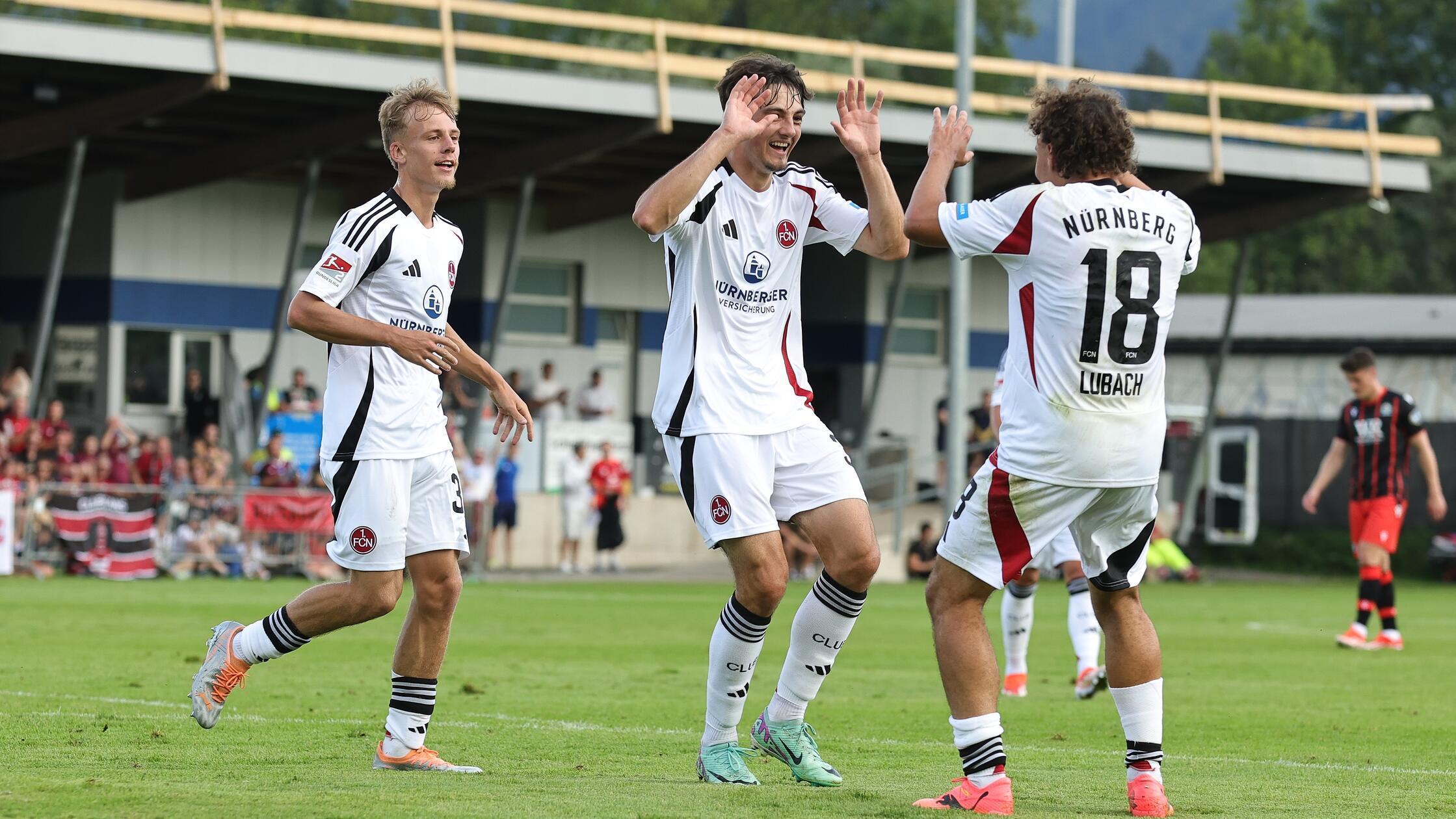 Torhungriger 1. FC Nürnberg feiert verdienten 4:2-Sieg gegen Blackburn ...