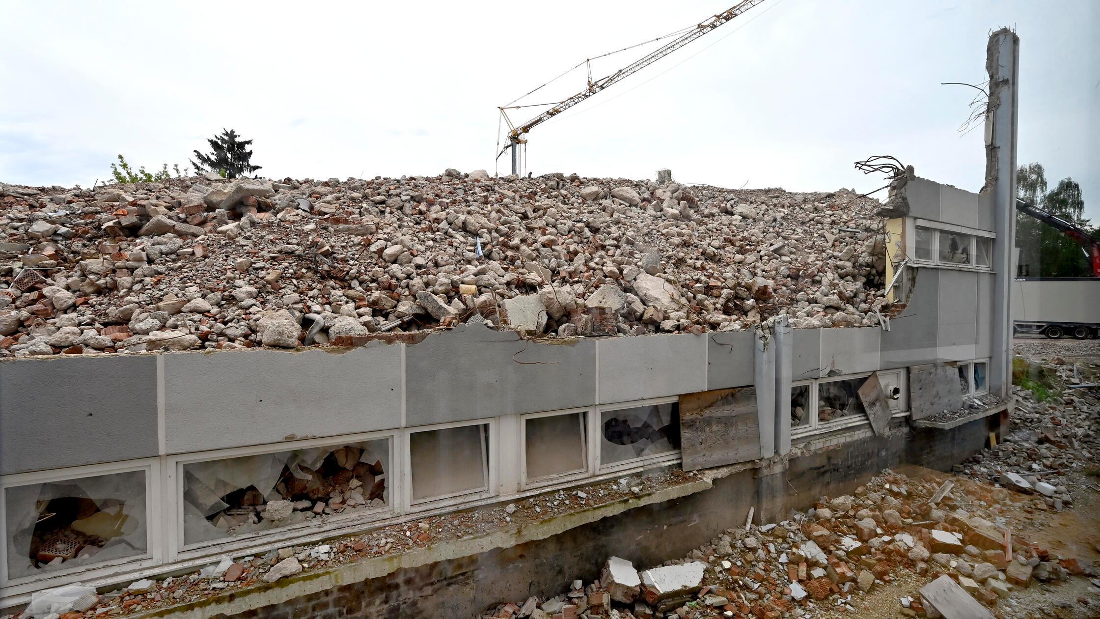 Stillstand bei der Berufsschule Erlangen: Die Stadt erklärt ihr ...
