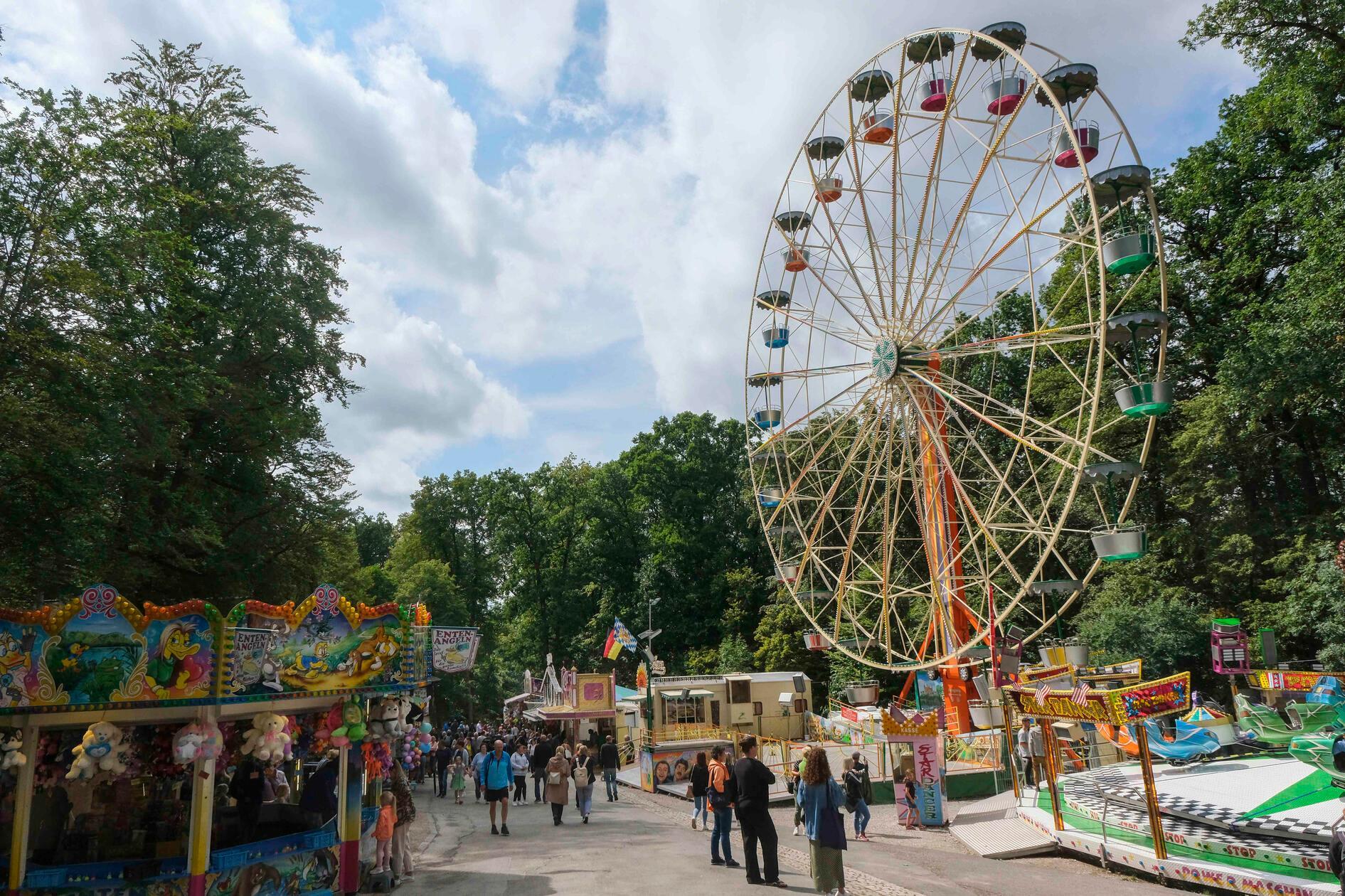 CSD-Demo und "Stars im Luitpoldhain": Diese Events steigen am Wochenende