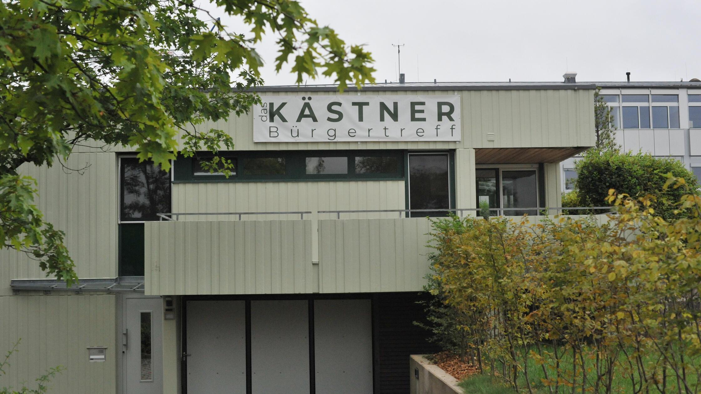 Hilfe naht: Im neuen Bürgertreff in Postbauer-Heng bietet Netlife PC ...
