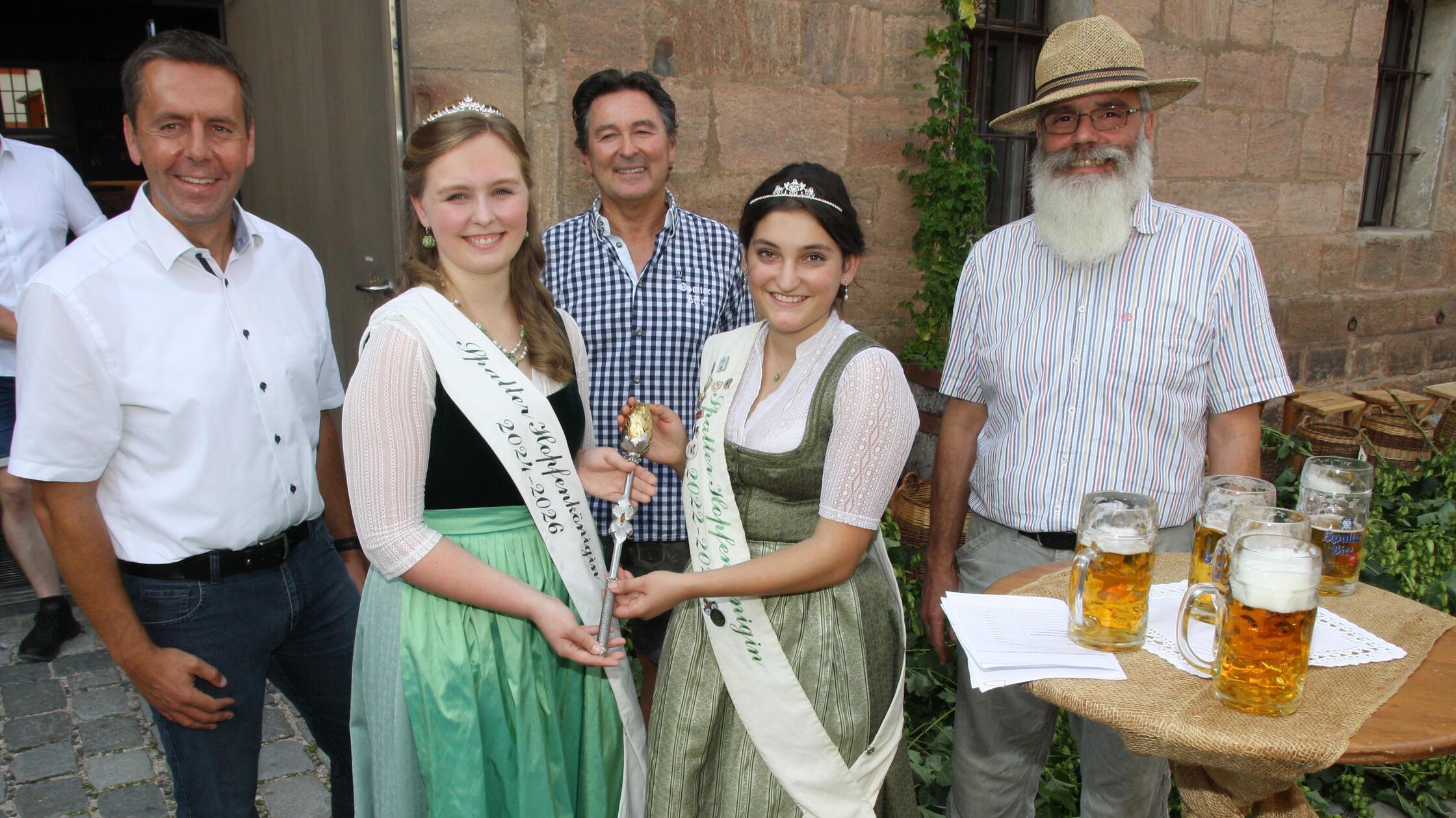 Als Kind zupfte sie selbst: Das ist die neue Spalter Hopfenkönigin