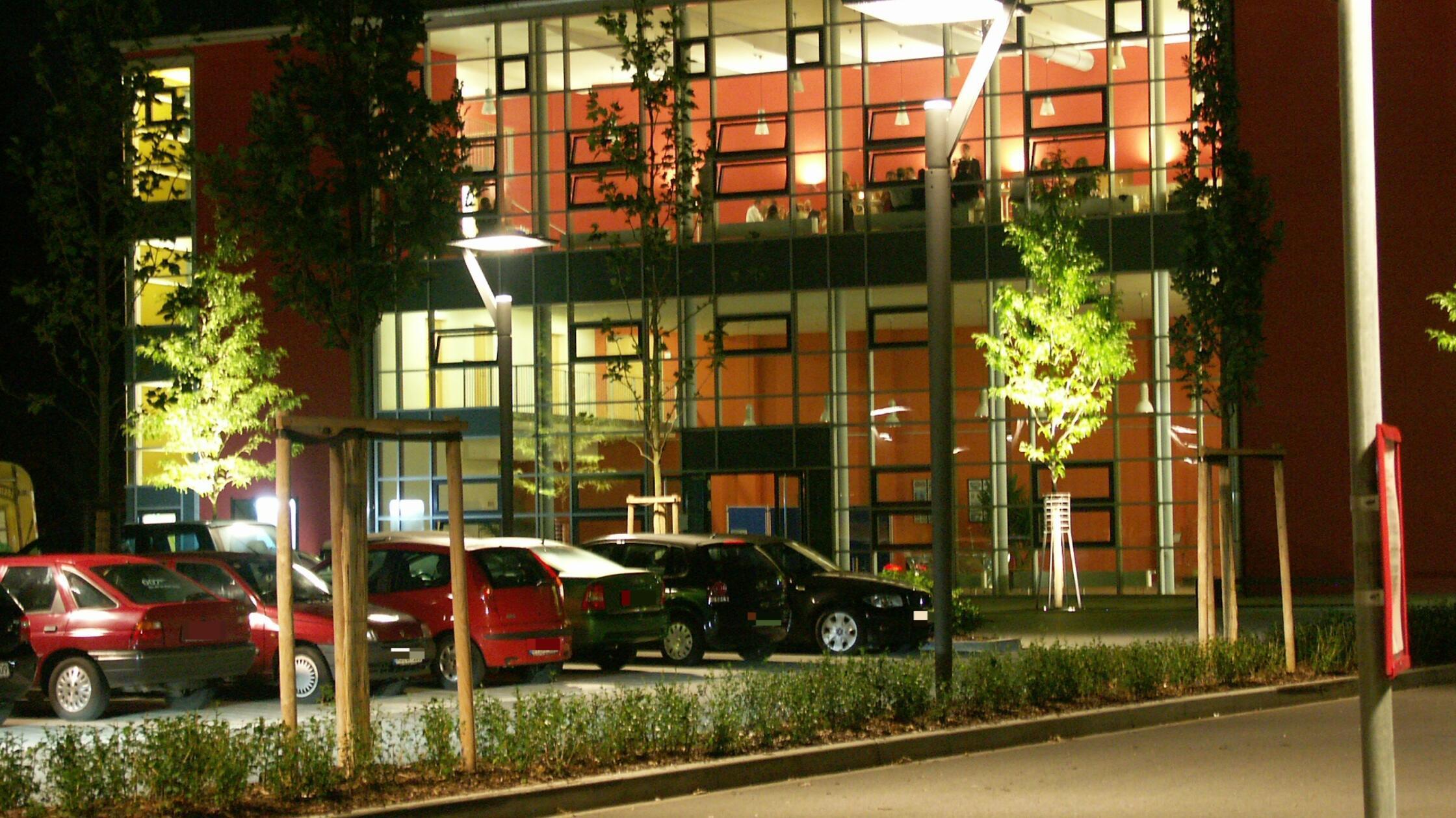 Stadtrat Auerbach beschließt: Neue Lichtquelle für die Helmut-Ott-Halle