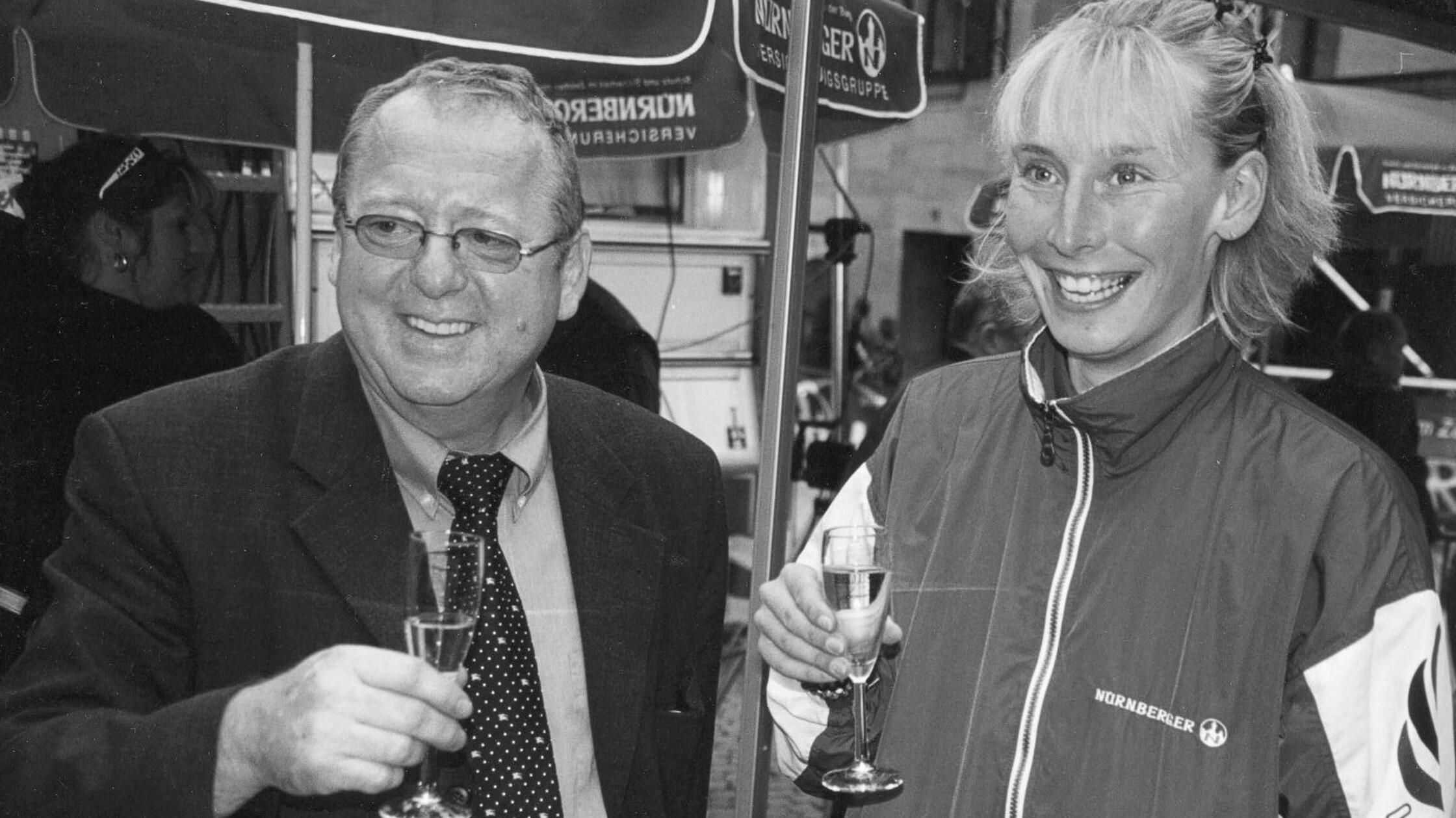 Nationalfahrerin der Nürnberger Equipe: Radsportszene trauert um ...