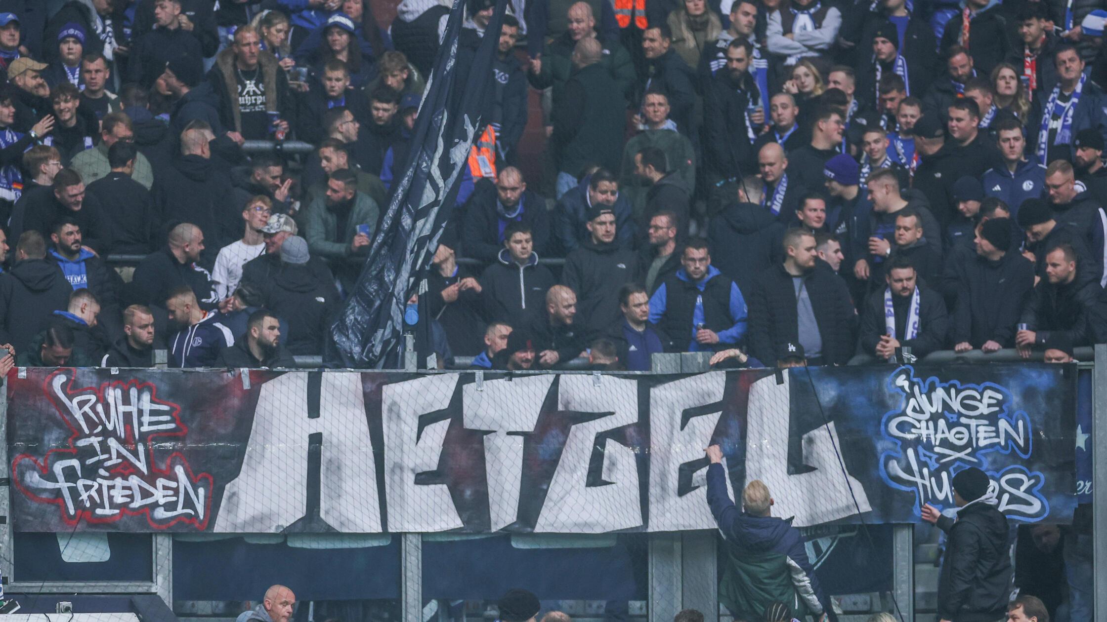 Choreografie: So gedenken die Ultras des 1. FC Nürnberg dem gestorbenen ...