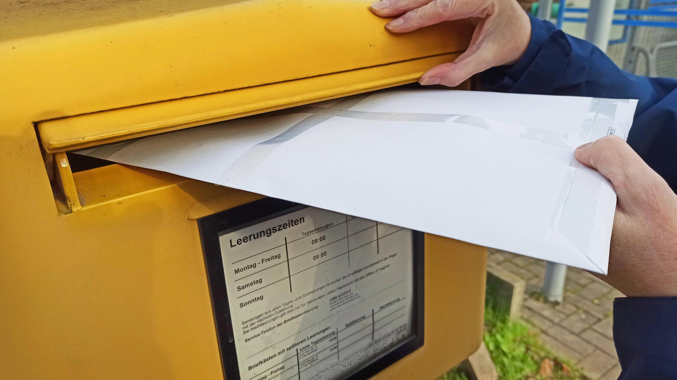 Preiserhöhung bei der Post: So teuer sind Briefe und Postkarten ab 2025