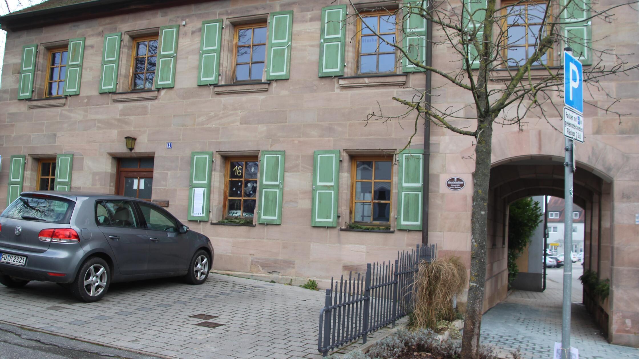 Veitsbronn plant den Umzug des Bauamtes: Alte Gebäude in neuer Debatte
