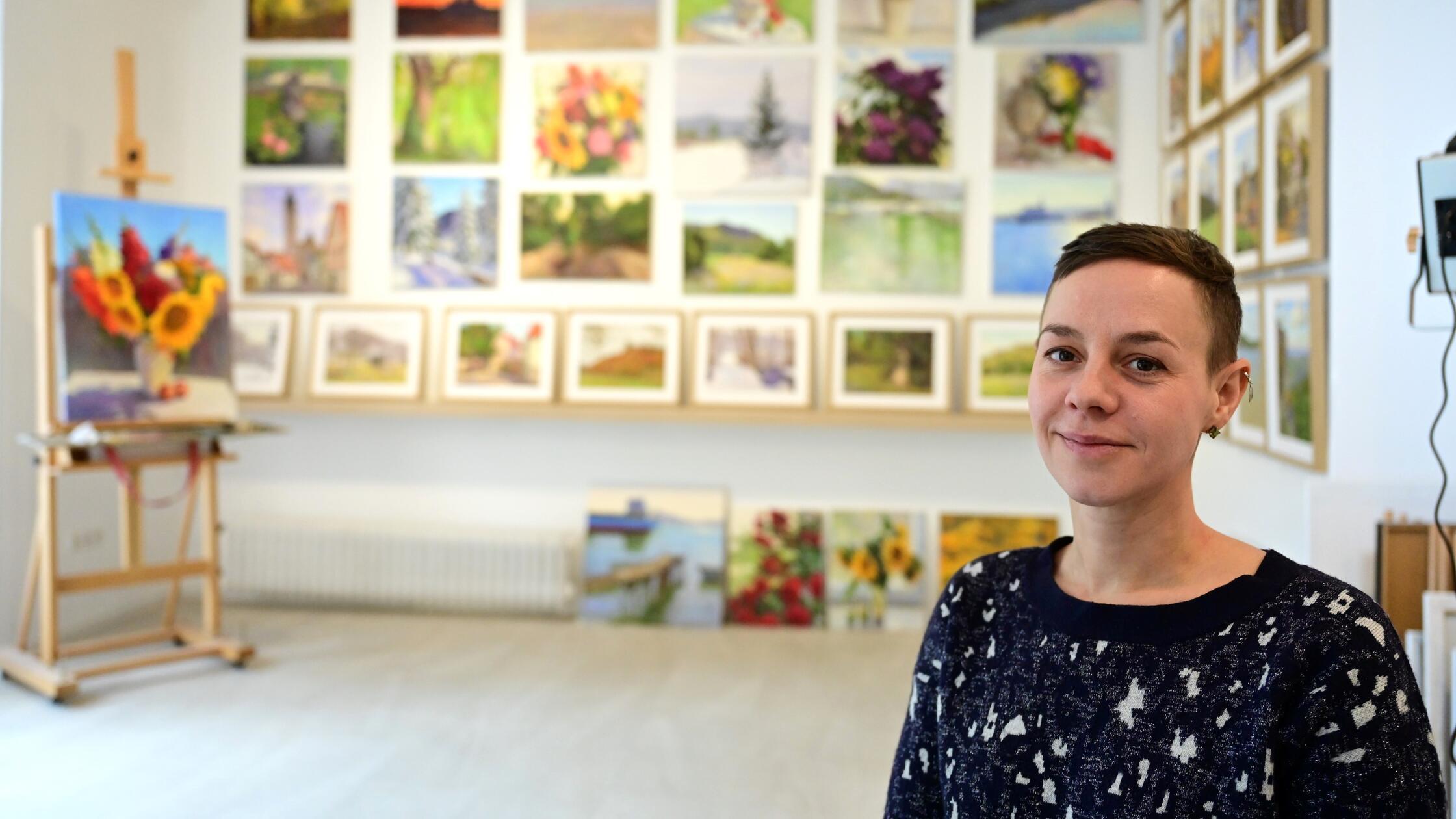 Evgeniia Mekhova mit neuem Atelier in Forchheim: Wie die Malerin Kunst ...
