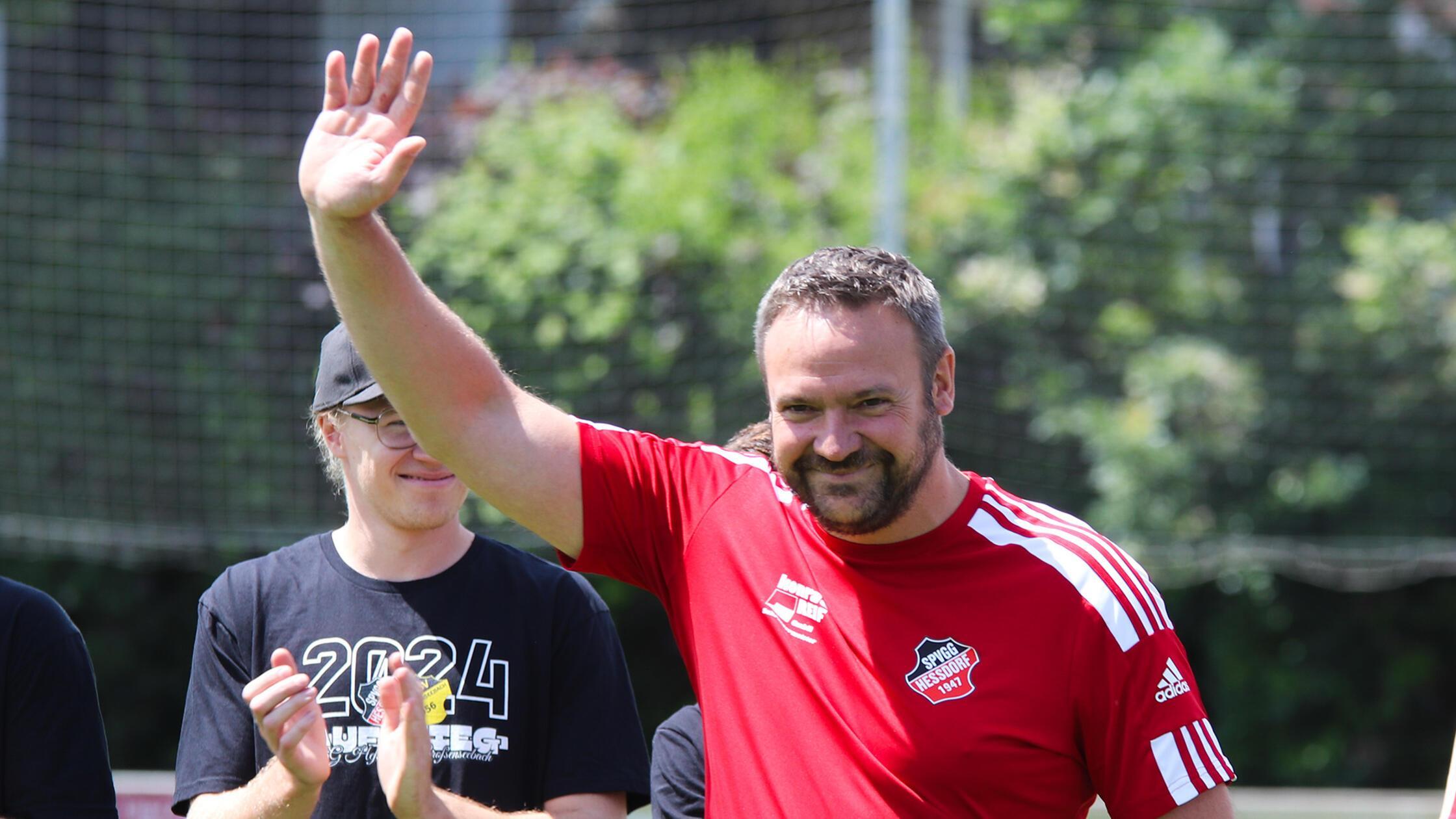 Video: Warum Michael Reif seinen Einsatz für die Erste der SpVgg ...