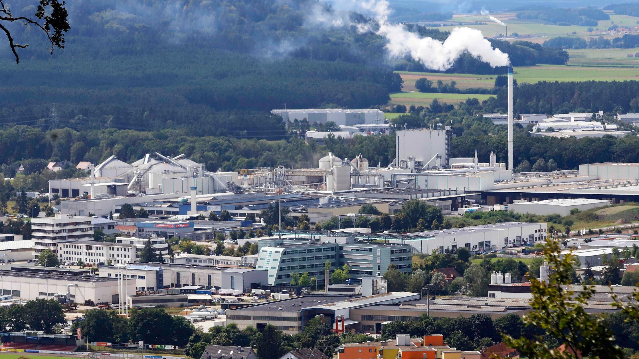 30-Meter-Kamin und neue Gebläse: Das bedeuten die Pläne von Pfleiderer ...