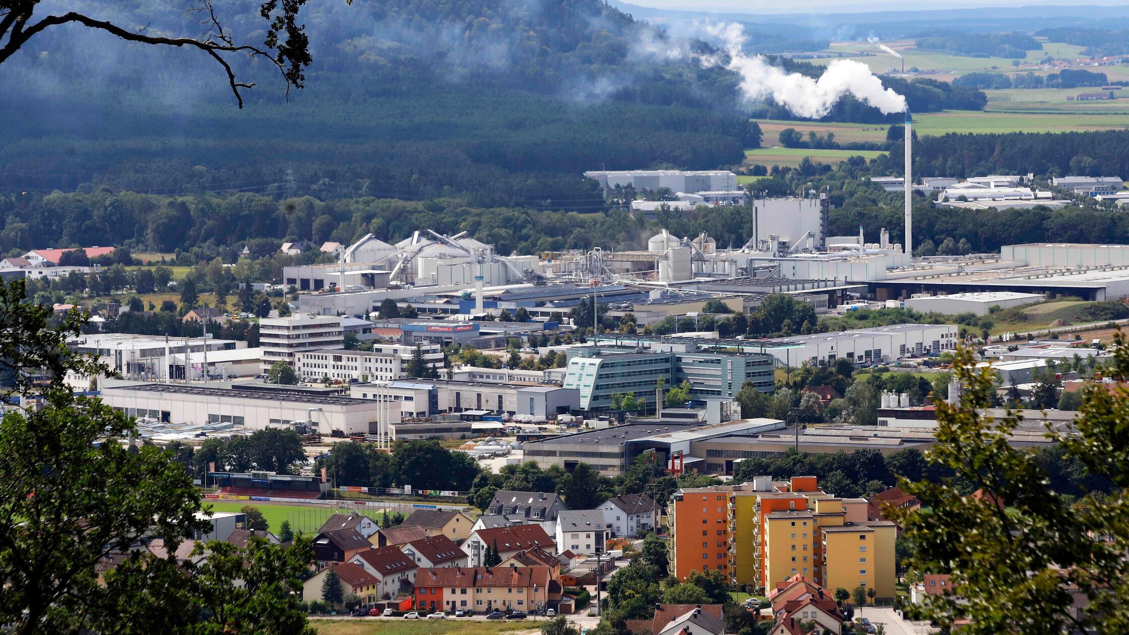 Pfleiderer: Dem alten 80-Meter-Kamin über Neumarkt geht es an den Kragen