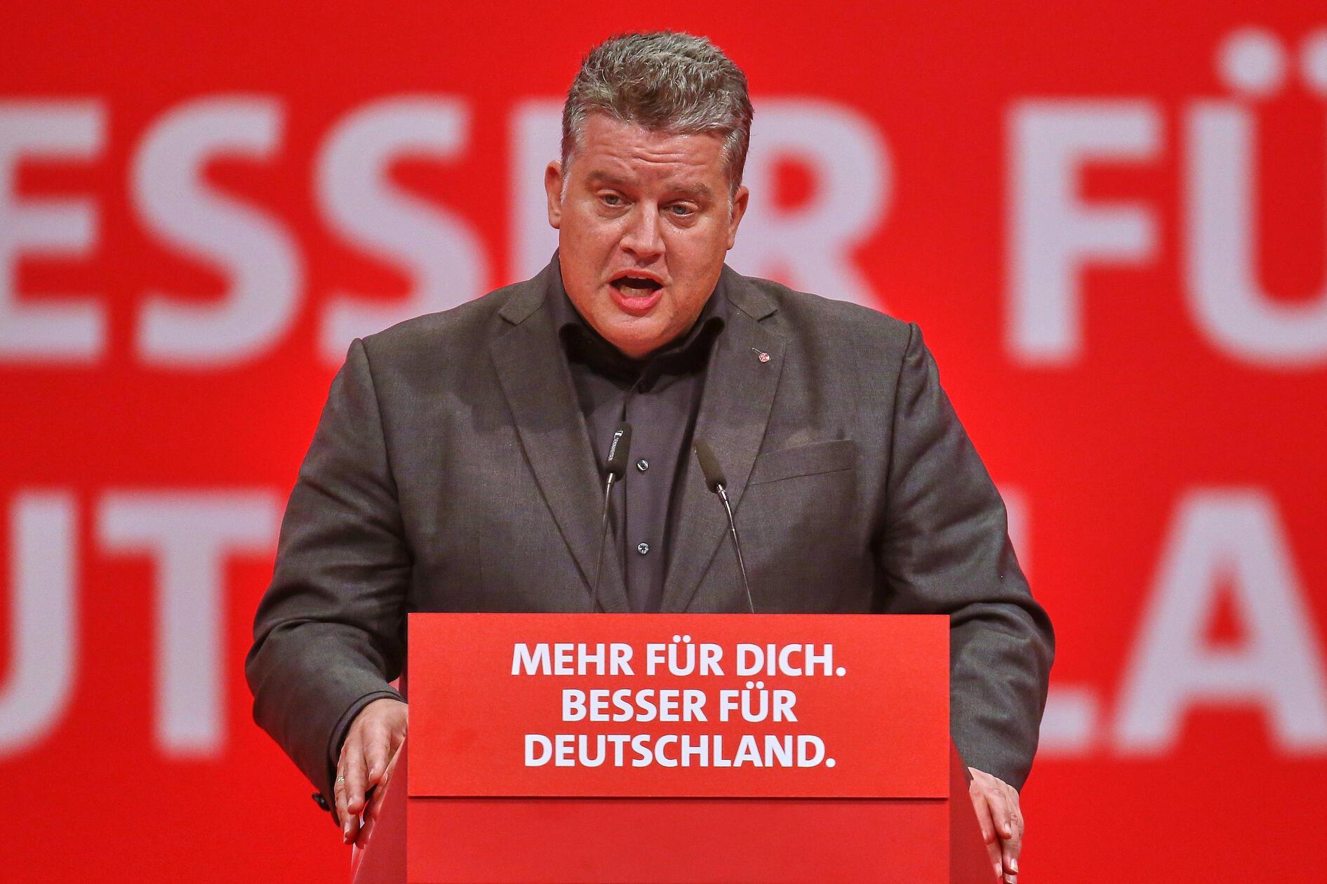 Bald in Berlin: Zirndorfer AfD-Stadtrat Bastian Treuheit zieht in den ...