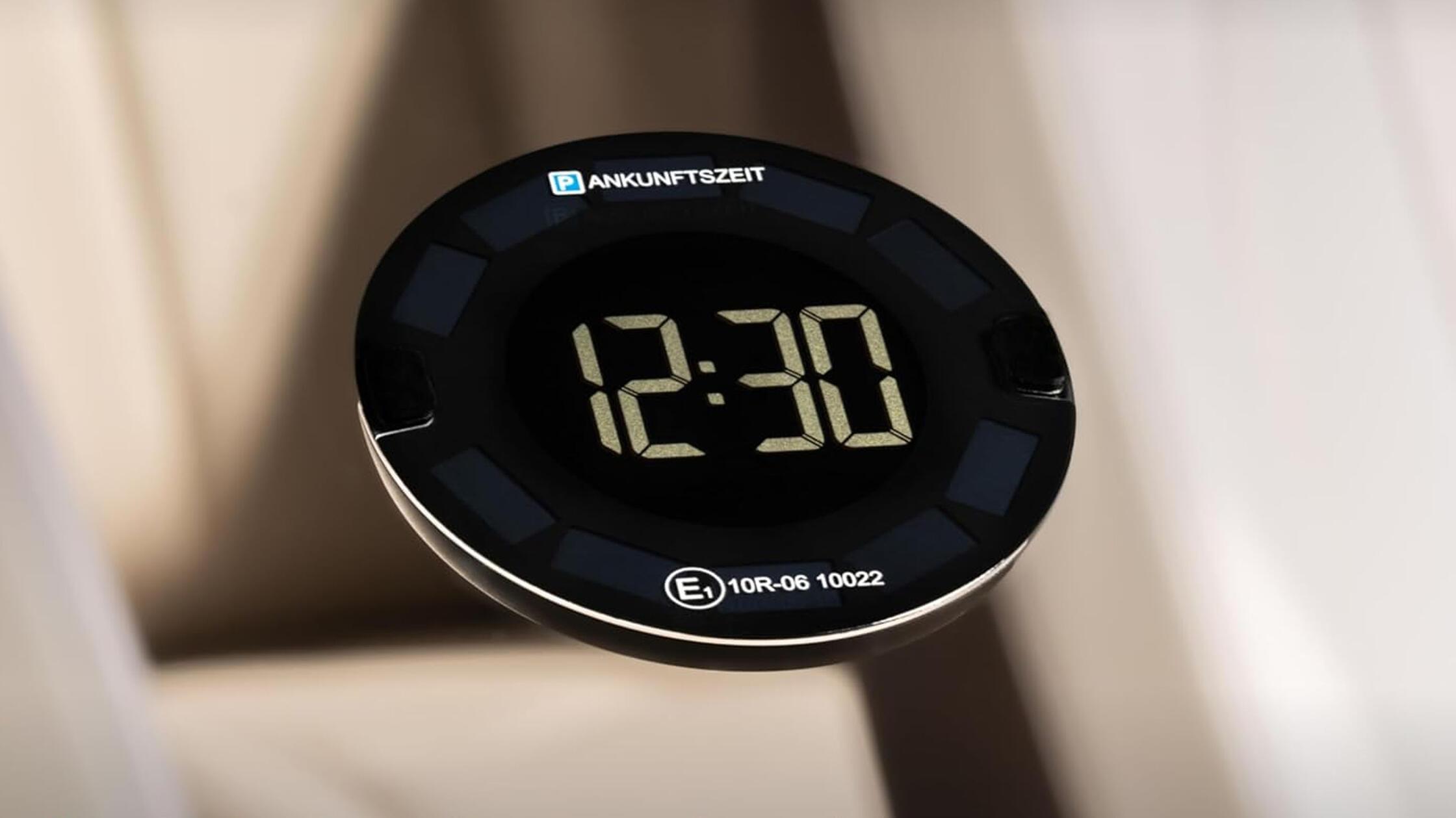 Preisgefecht Needit vs. Oonoo: Neue Solar-Parkscheibe P-Disc No3 drückt Preis von Park Lite Solar