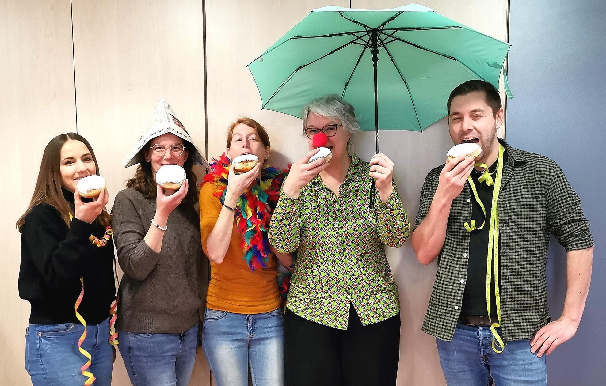 Süßer Biss für guten Zweck: Sie waren bei Krapfen-Aktion des Lions ...