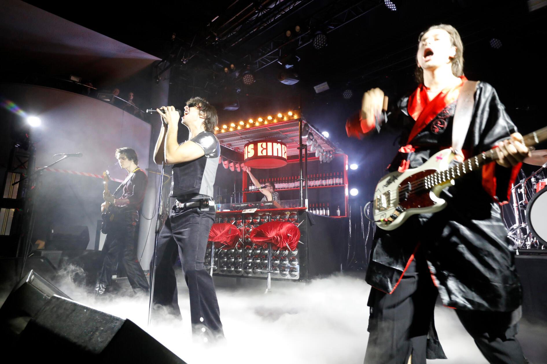 Konzert wie ein Abriss, eine Party: Bibiza spielt im frisch renovierten ...