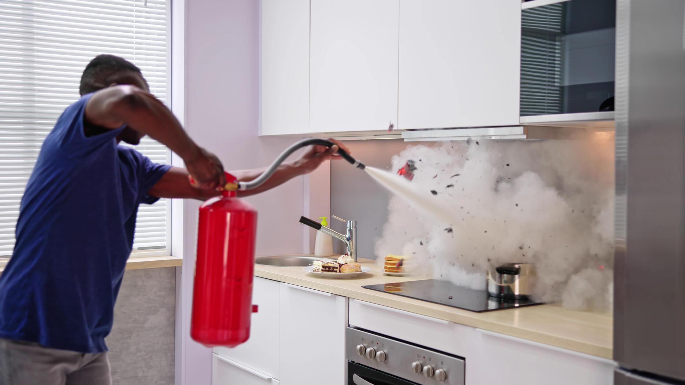 LED-Beleuchtung im Zimmer eines Jugendlichen in Herzogenaurach geht in ...