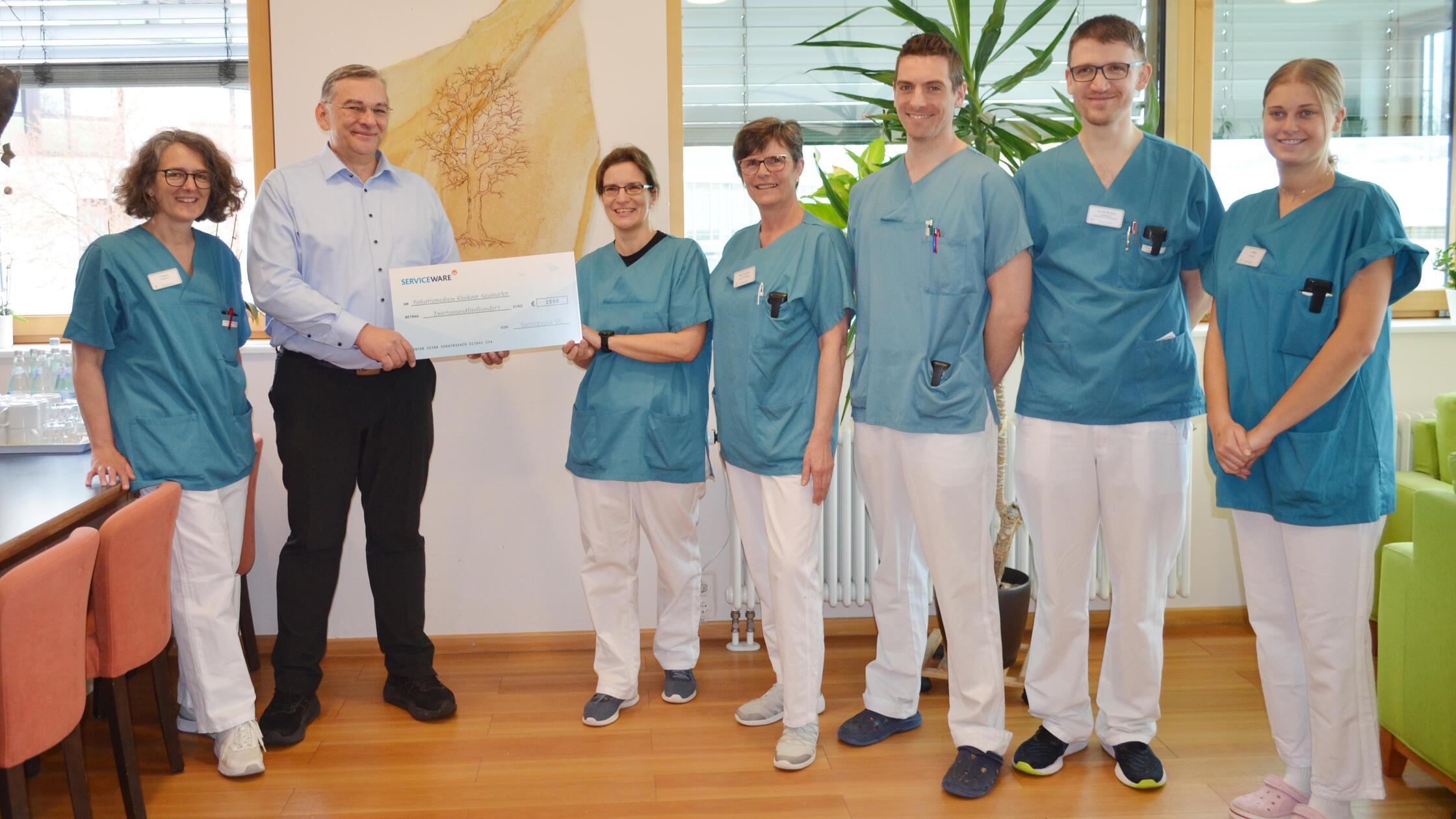 Spendenaktion stärkt Palliativstation: Neumarkt Klinikum erhält 2500 Euro