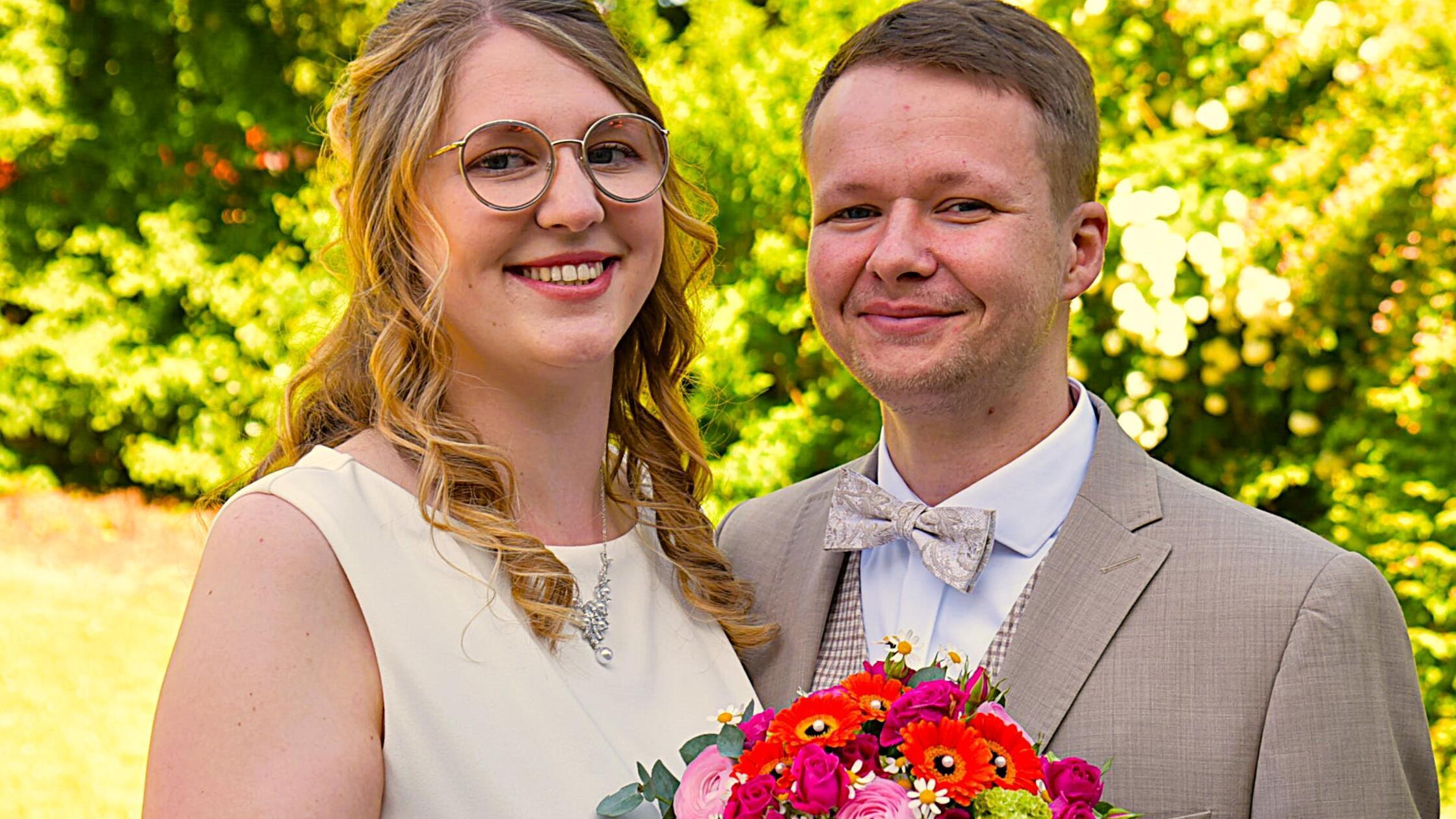 Anne und Lucas heiraten im Postbauer-Henger Schloss: Beginn ihres ...