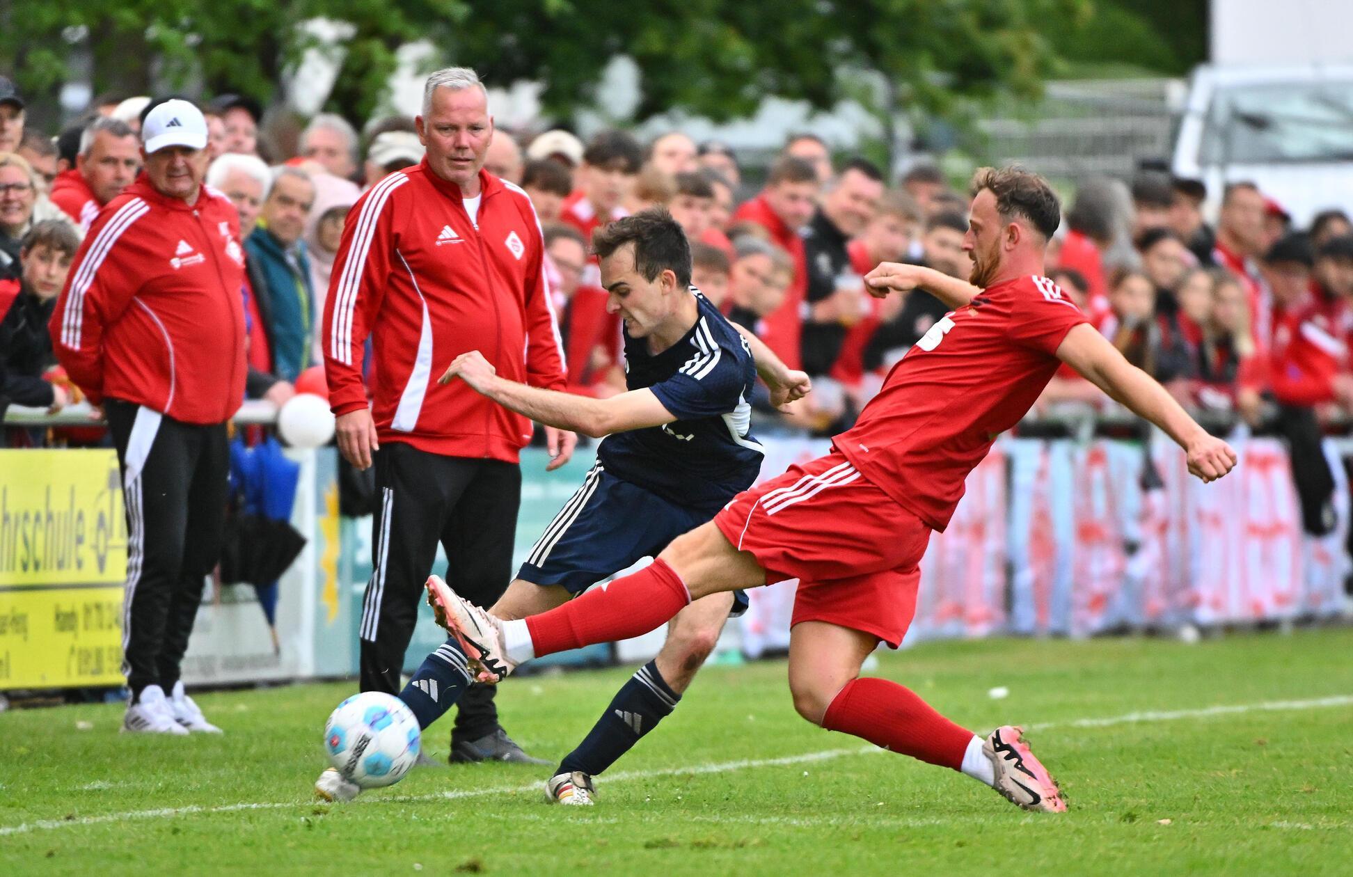 Relegation: Der Henger SV setzt sich im Elfmeterschießen gegen den FSV ...
