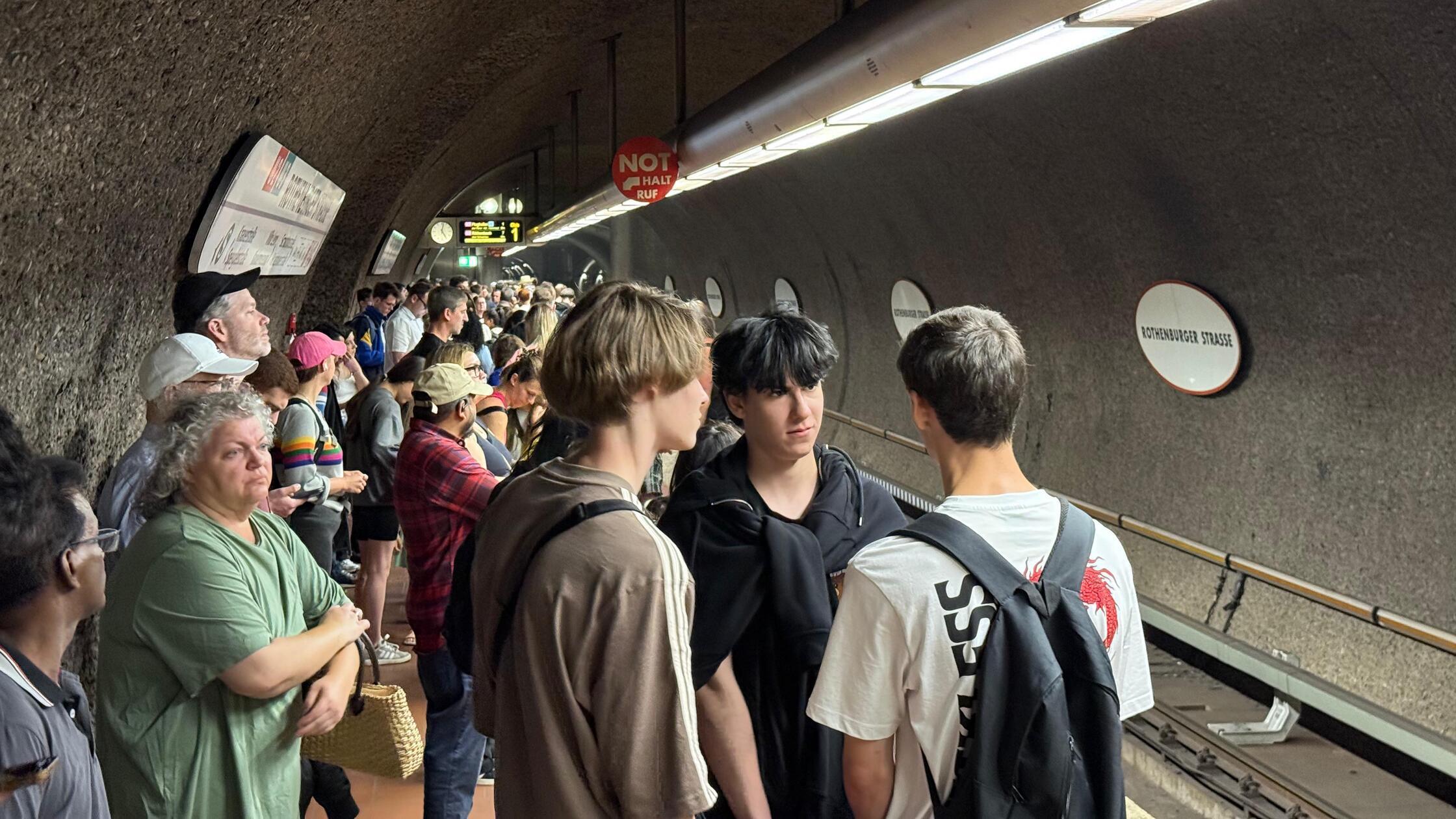 Volle U-Bahnen und lange Wartezeiten in Nürnberg? VAG relativiert Baustellen-Kritik bei U2 und U3