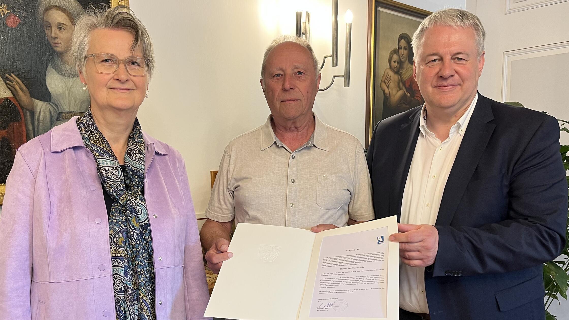 Scholz bleibt Kreisarchivpfleger