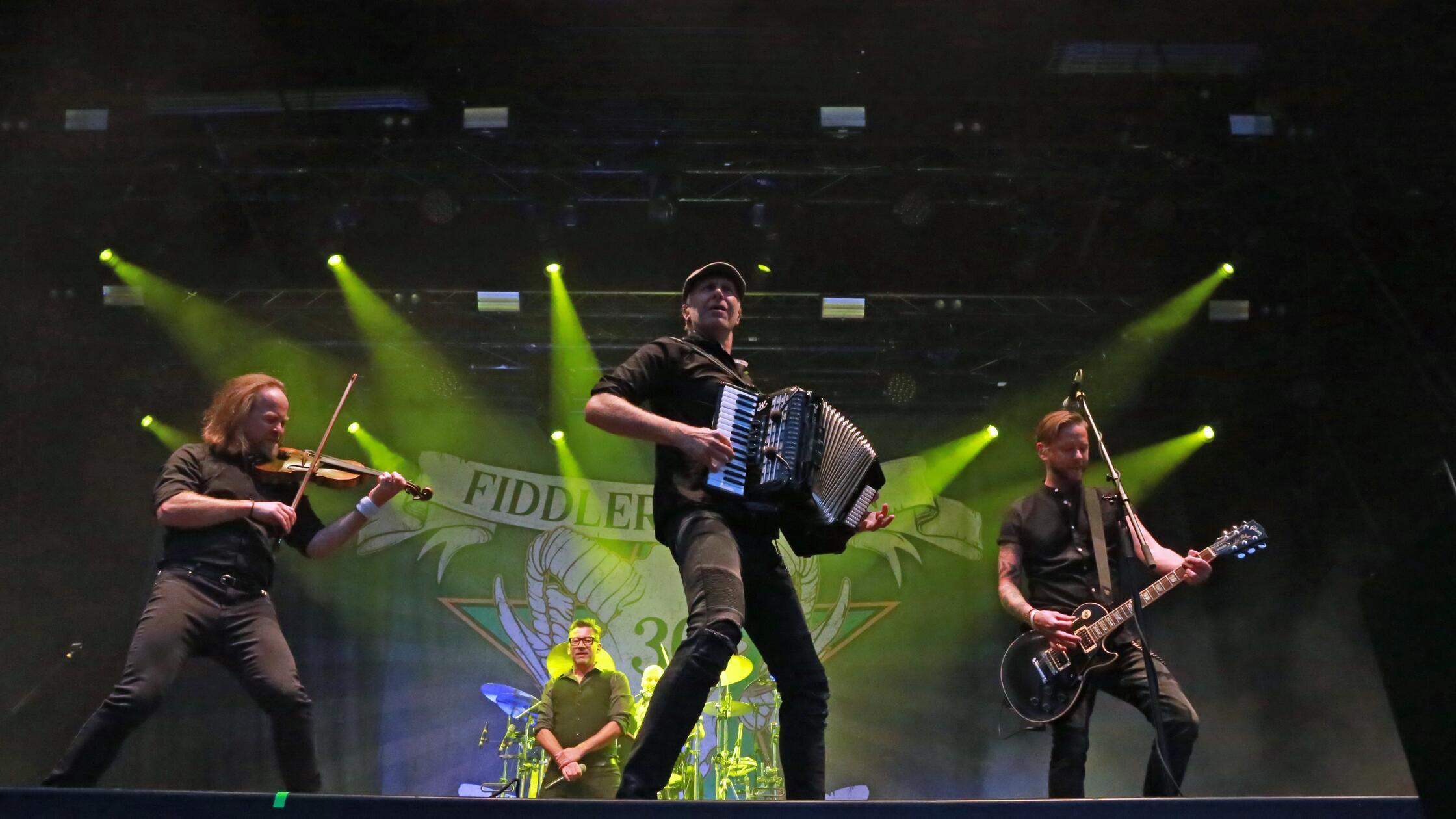 Shamrock Festival 2025 mit Fiddlers Green auf der Jägersburg - Bands ...