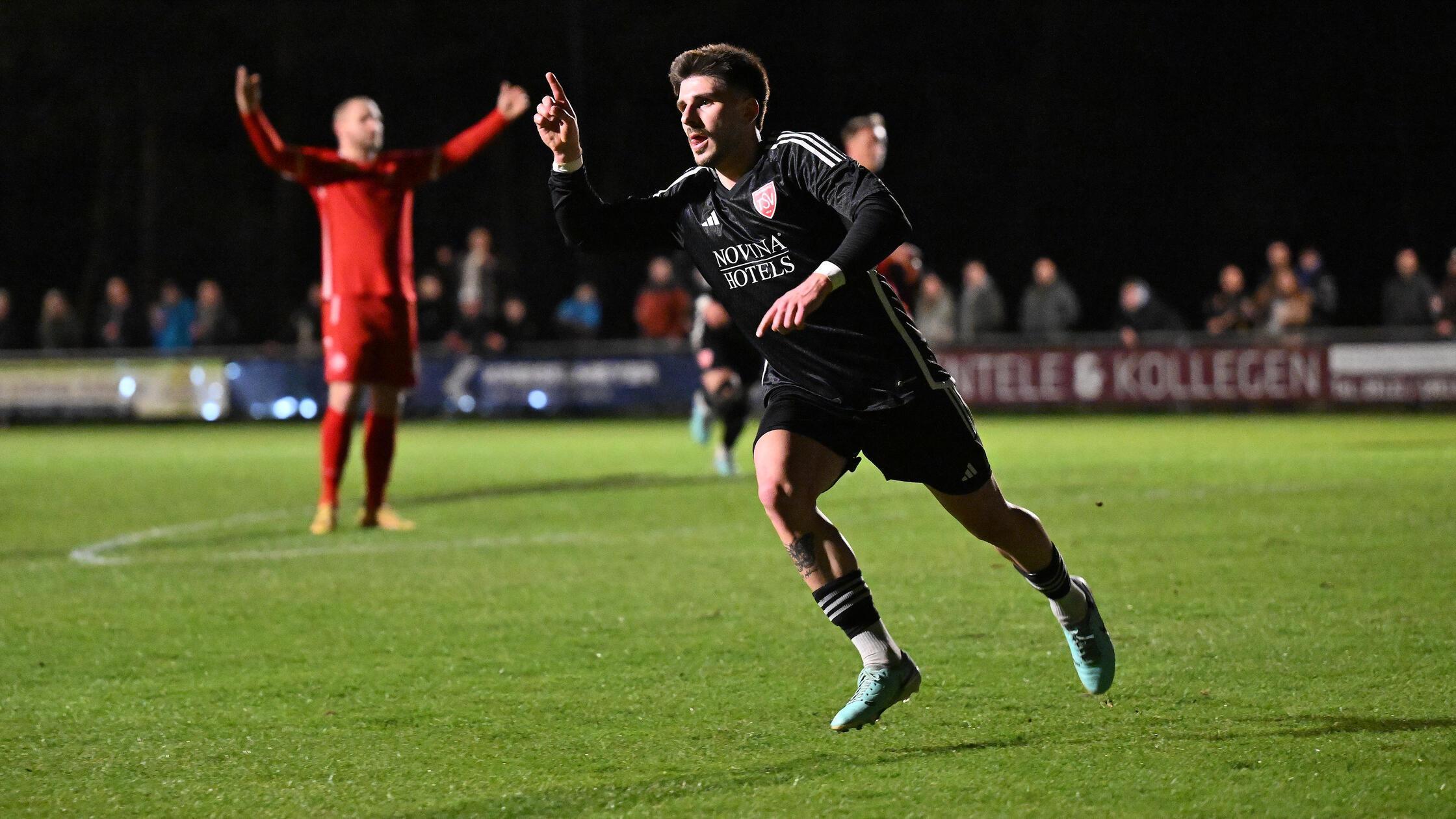 Spitzen-Transfer Marcel Götz: Vom Verteidiger in Bayreuth zum Stürmer ...