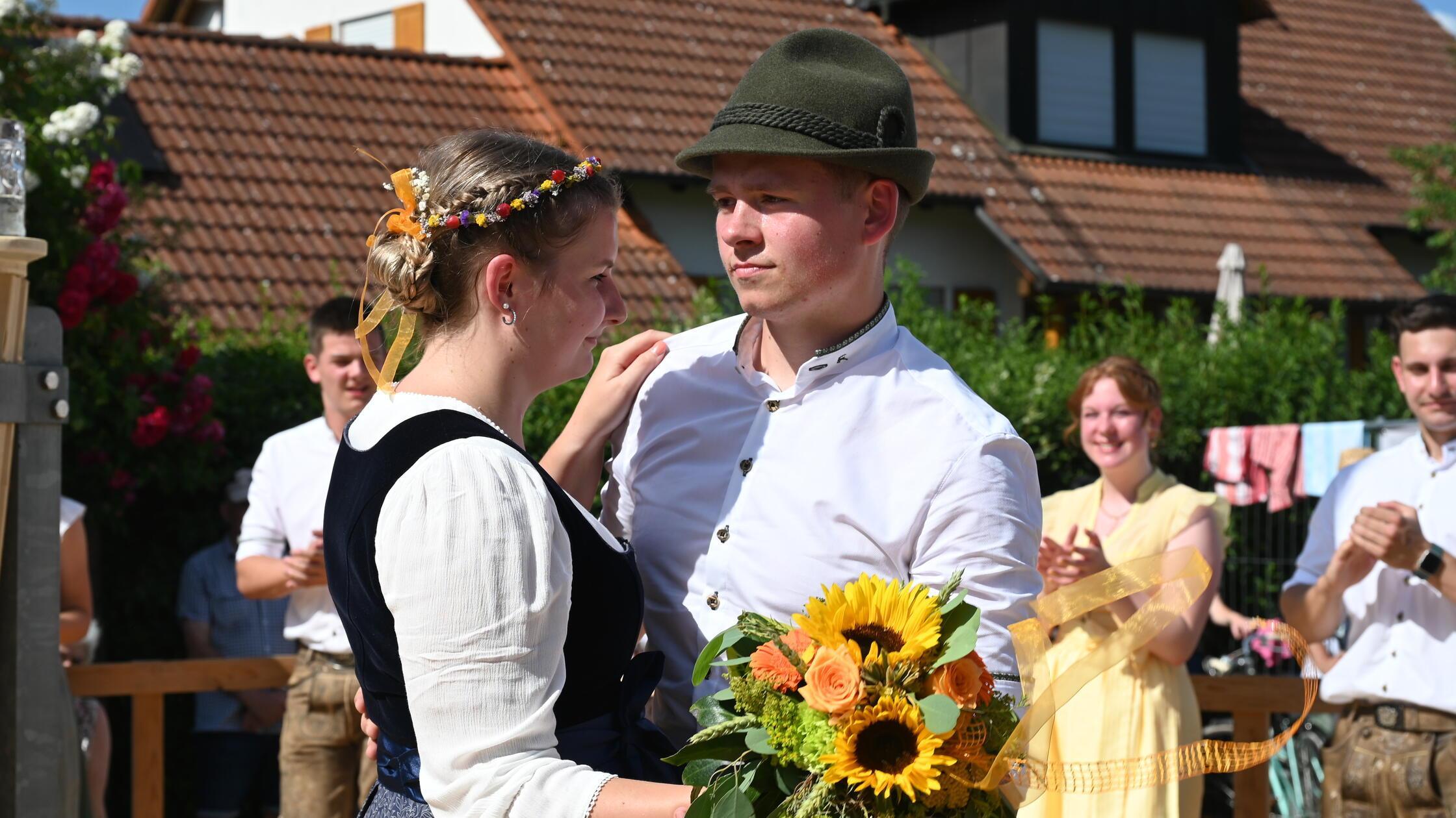 Kirchweih Hausheim: Luca Frauenknecht und Antonia Marx sind das neue ...