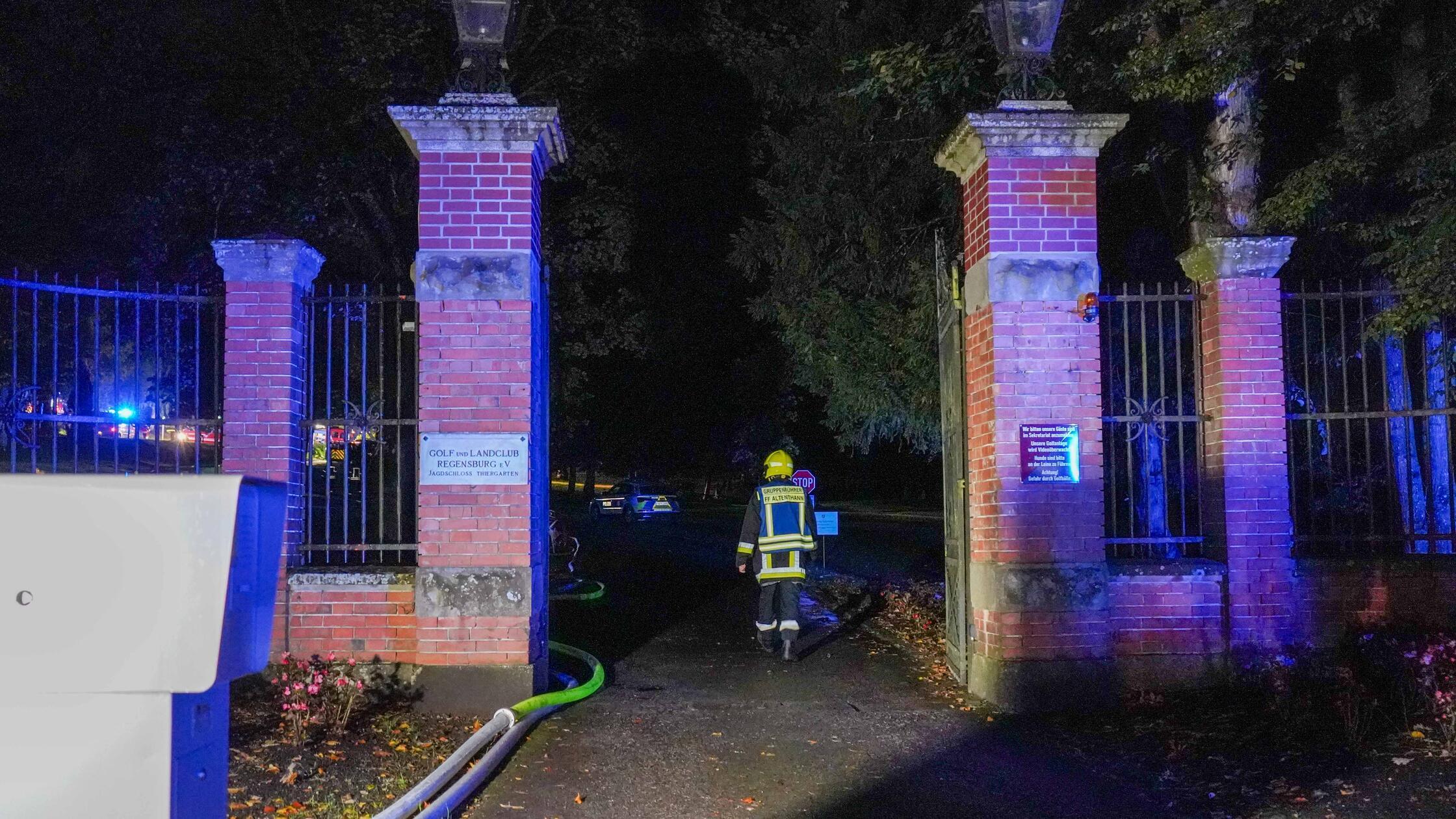 Altes Thurn-und-Taxis-Schloss niedergebrannt: Millionen-Schaden nach ...