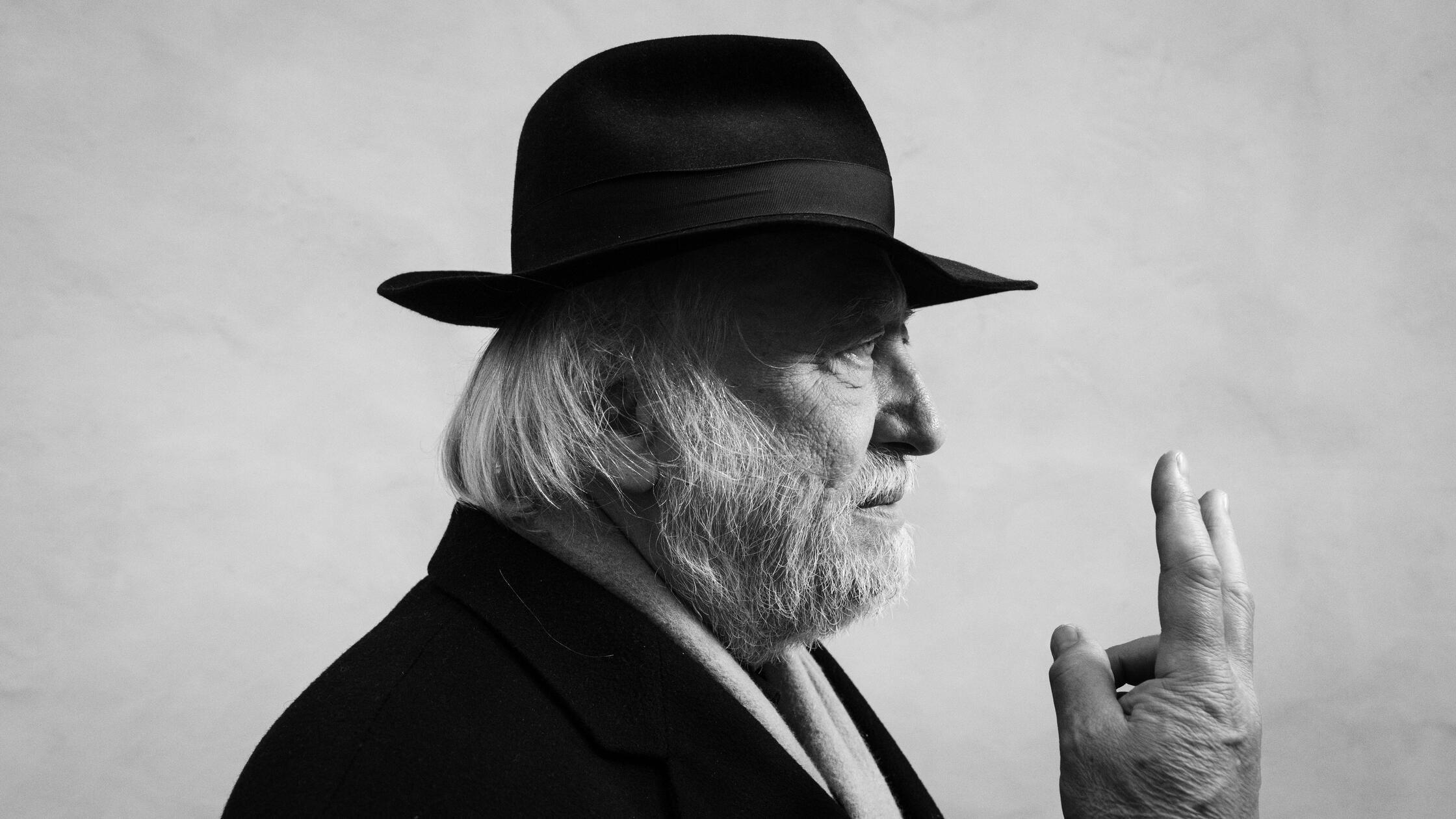 Im Labyrinth der langen Sätze: Den Literatur-Nobelpreis hat Laszlo ...