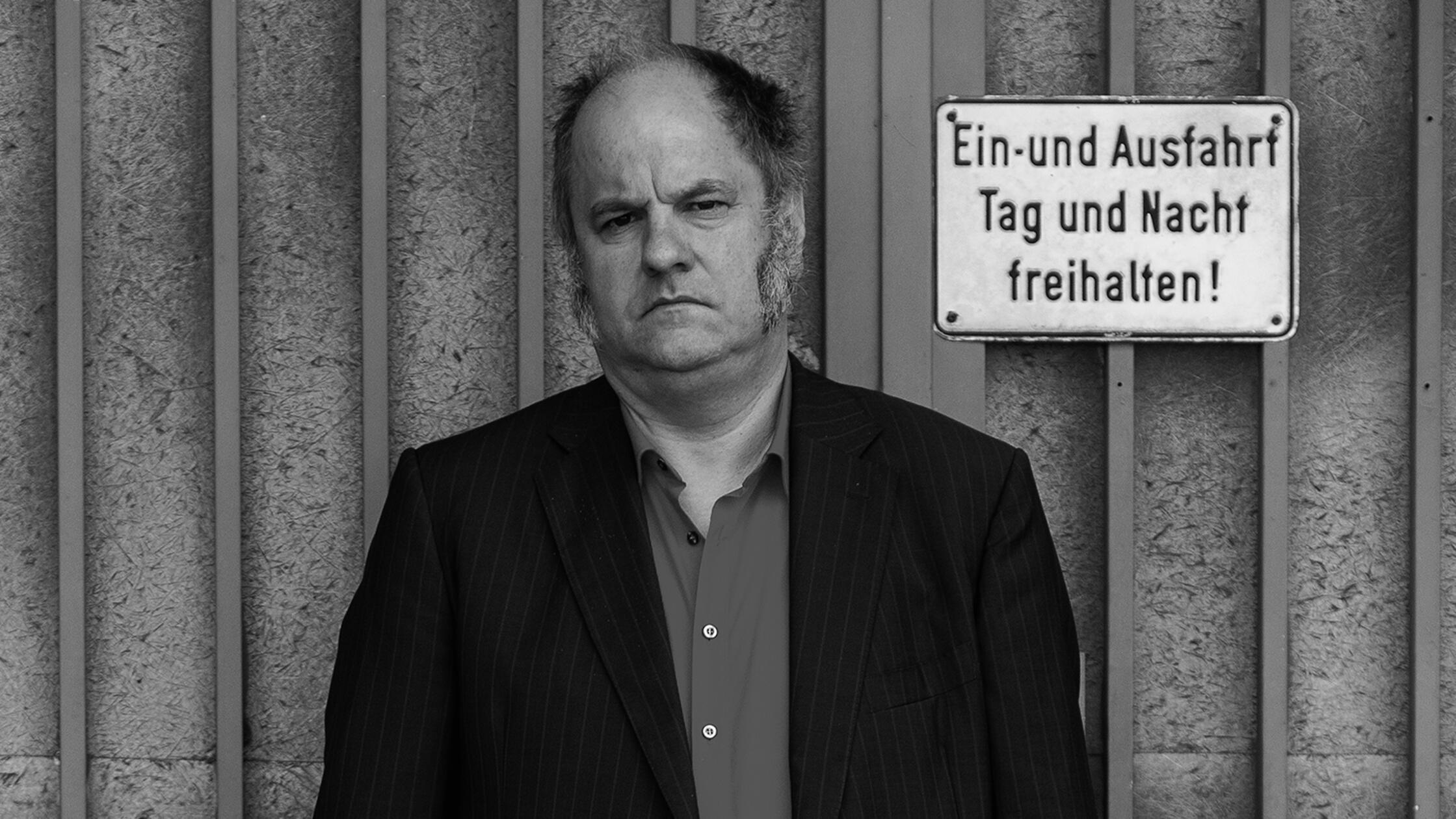 „Langsam“: Neuer Kurzgeschichtenband des fränkischen Kabarettisten ...