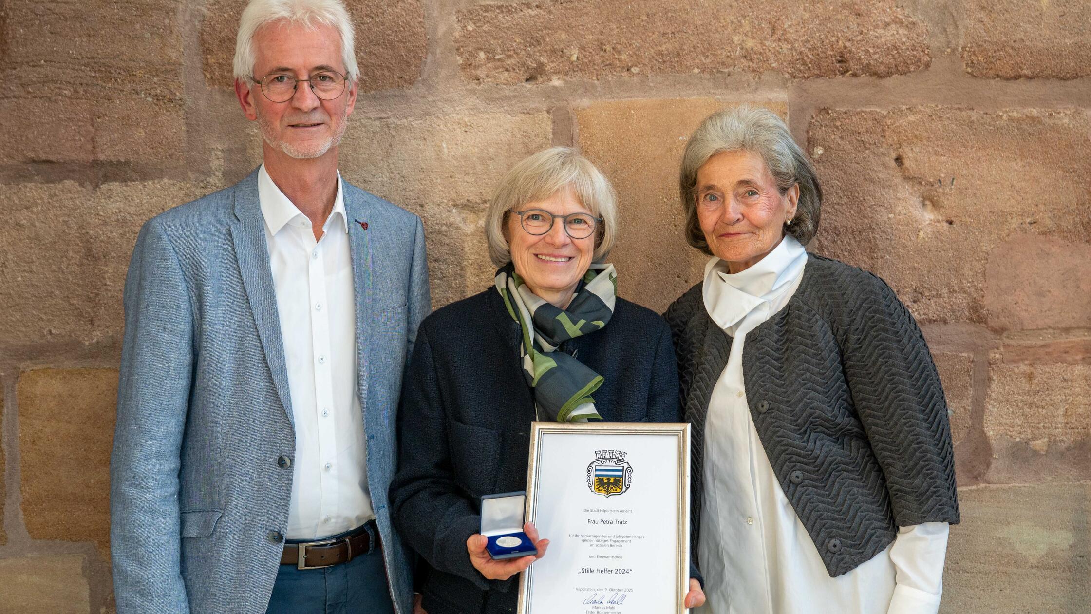 Petra Tratz erhält Ehrenamtspreis: Hilpoltstein ehrt „stille Helfer“ in ...