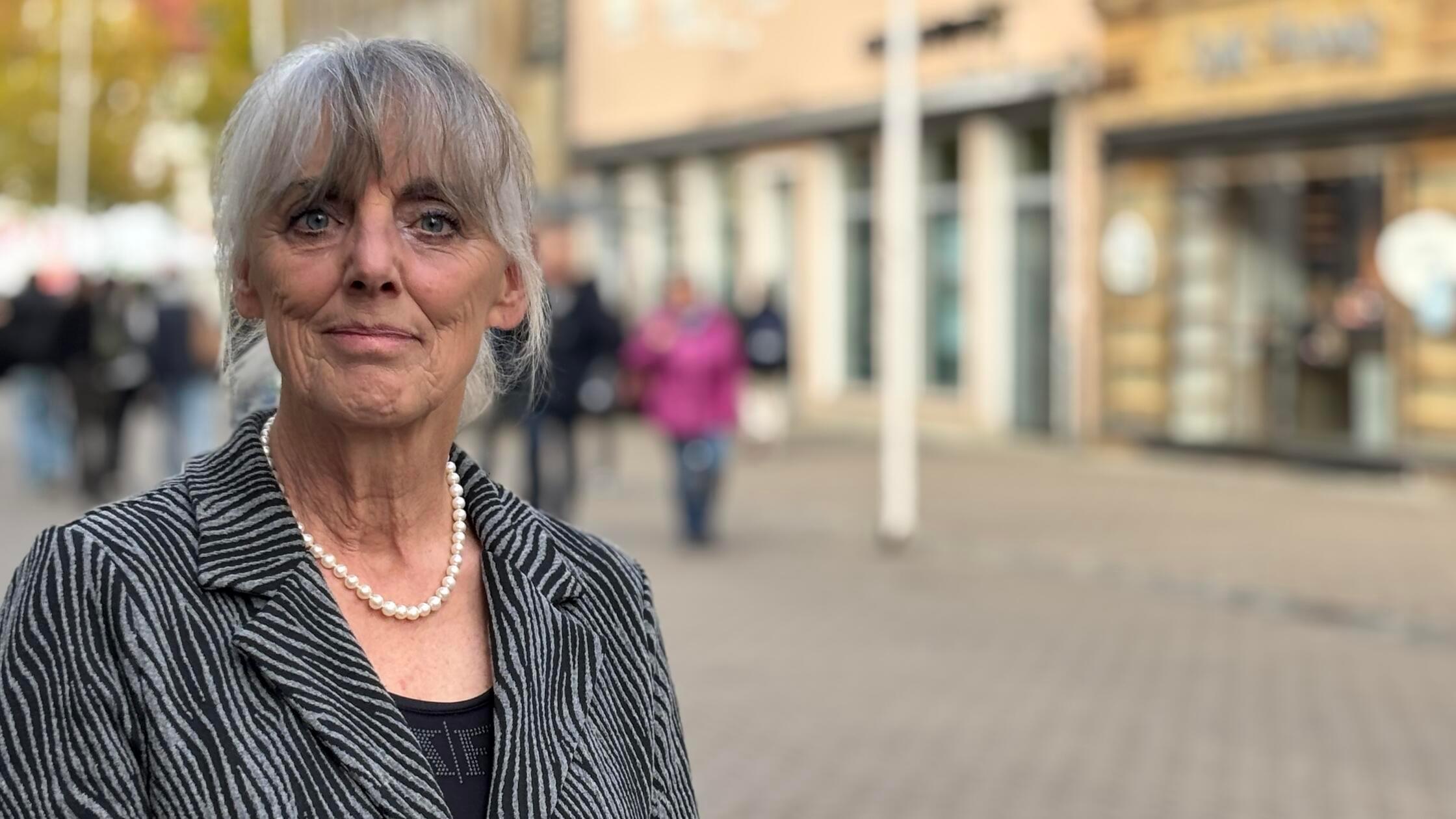 Schicksal Erbkrankheit: Roswitha Glimm erzählt vom Verlust ihrer ...